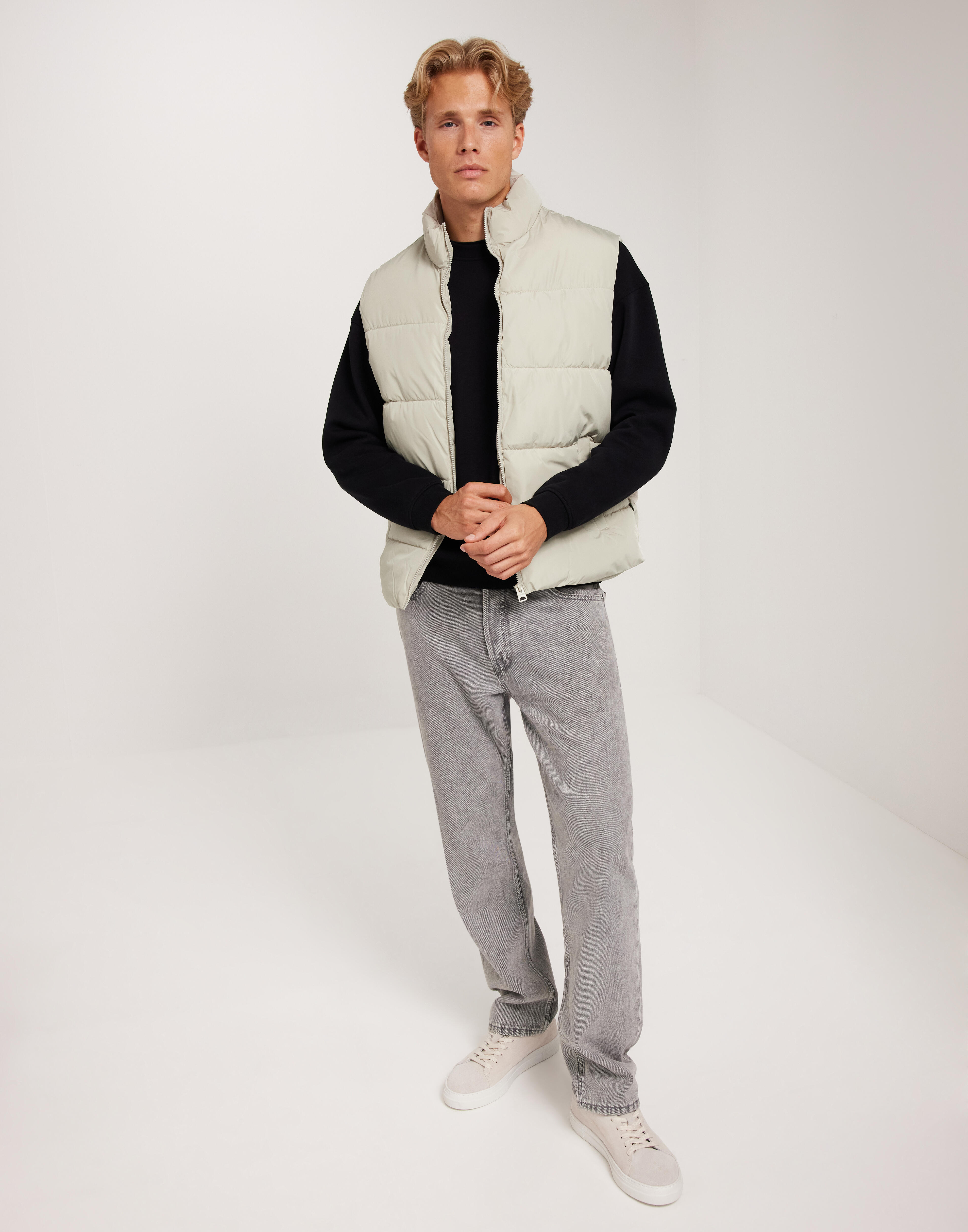Kjøp Only & Sons ONSMELVIN LIFE PUFFER VEST OTW VD - Moonstruck | NLYMAN
