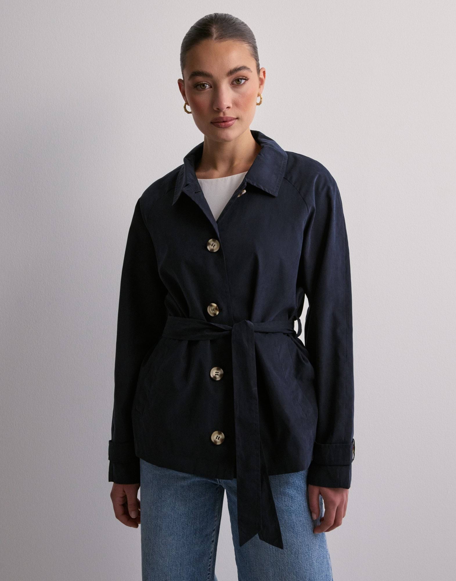 Kjøp JDY JDYPANTHER SHORT JACKET OTW HAB - Sky Captain | Nelly.com