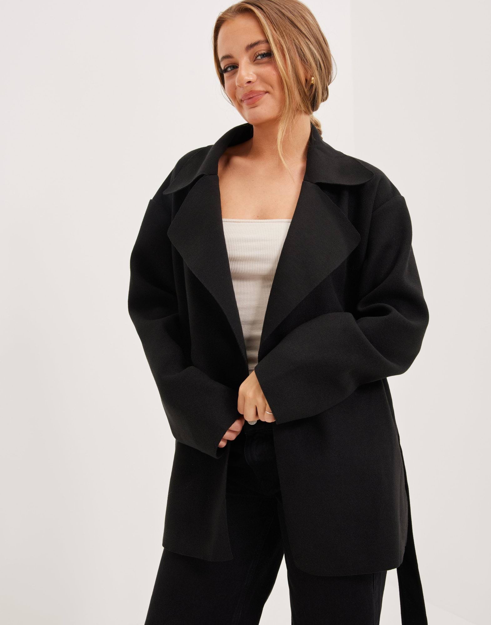 Buy Nelly Clean Belted Jacket - Black | Nelly.com
