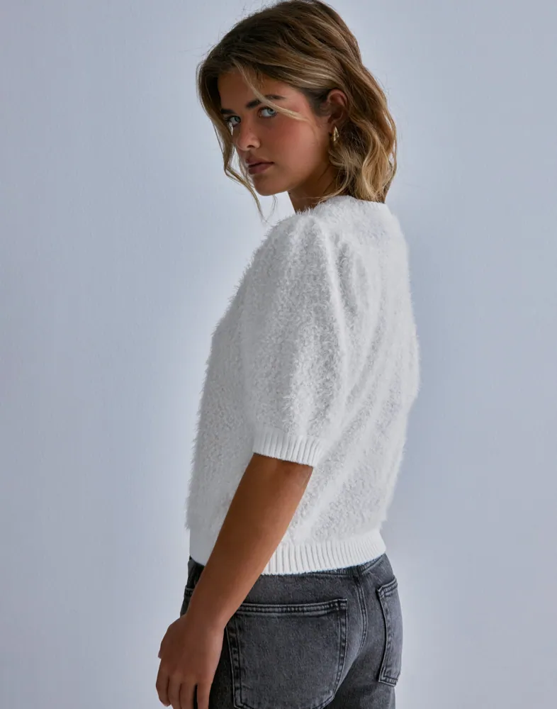 Kjøp Pieces PCFEE SS O-NECK KNIT - Cloud Dancer | Nelly.com