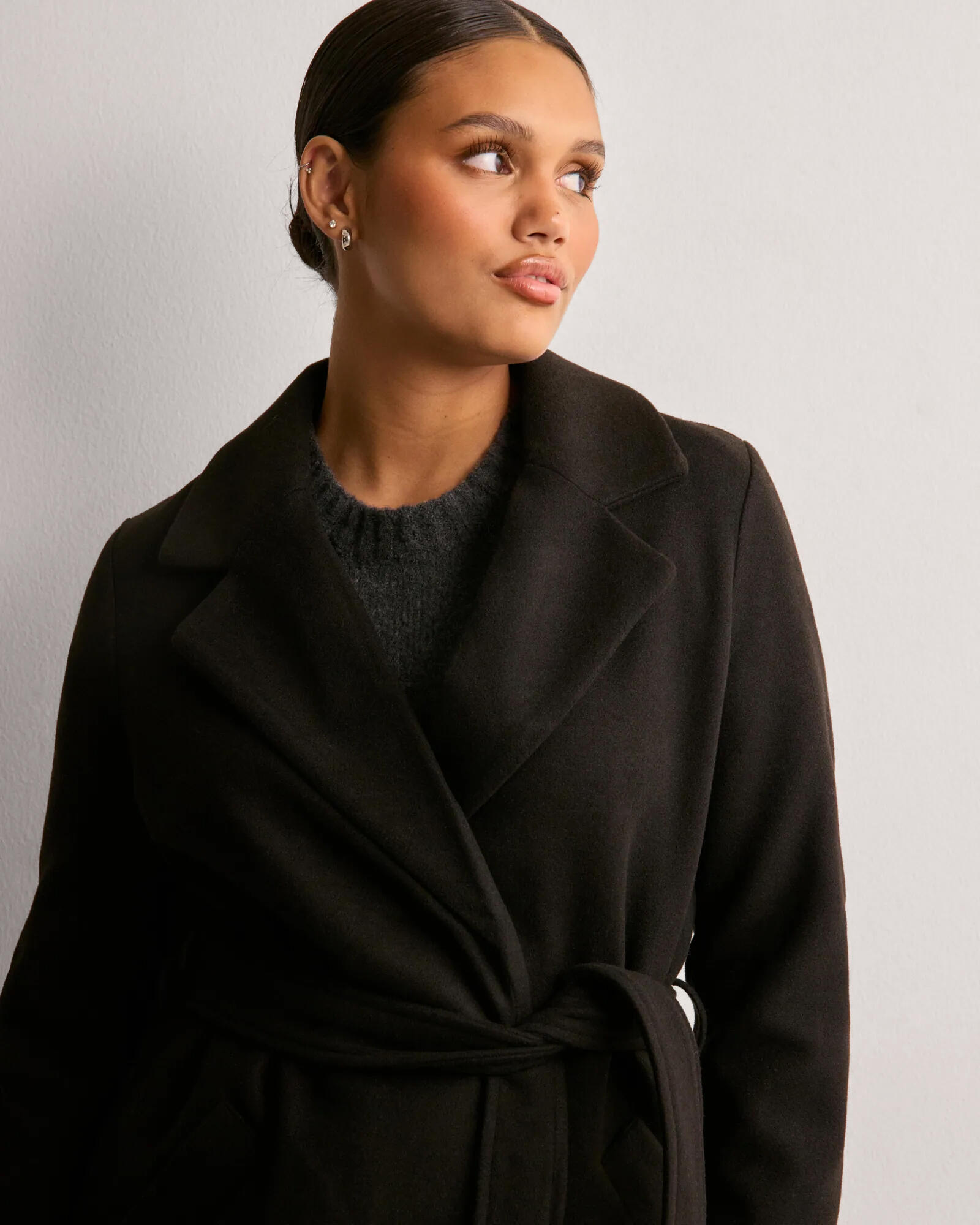 Kjøp Vero Moda VMFORTUNEAYA LONG COAT GA NOOS - Black Solid | Nelly.com