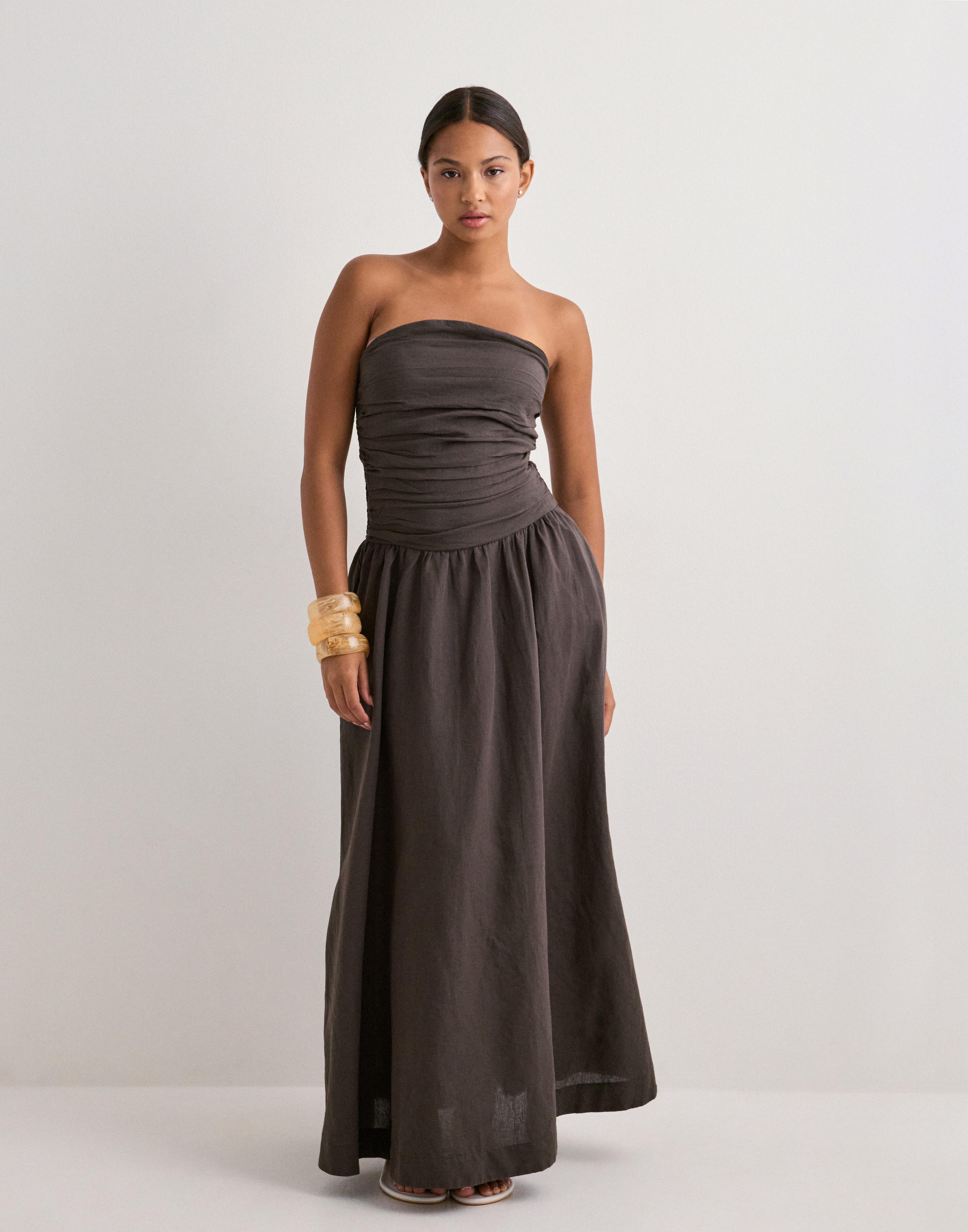 Buy Neo Noir Kima Linen Dress - Dark Brown | Nelly.com