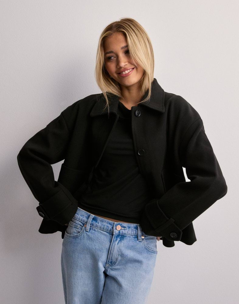 Kjøp Nelly Short Pocket Jacket - Black | Nelly.com