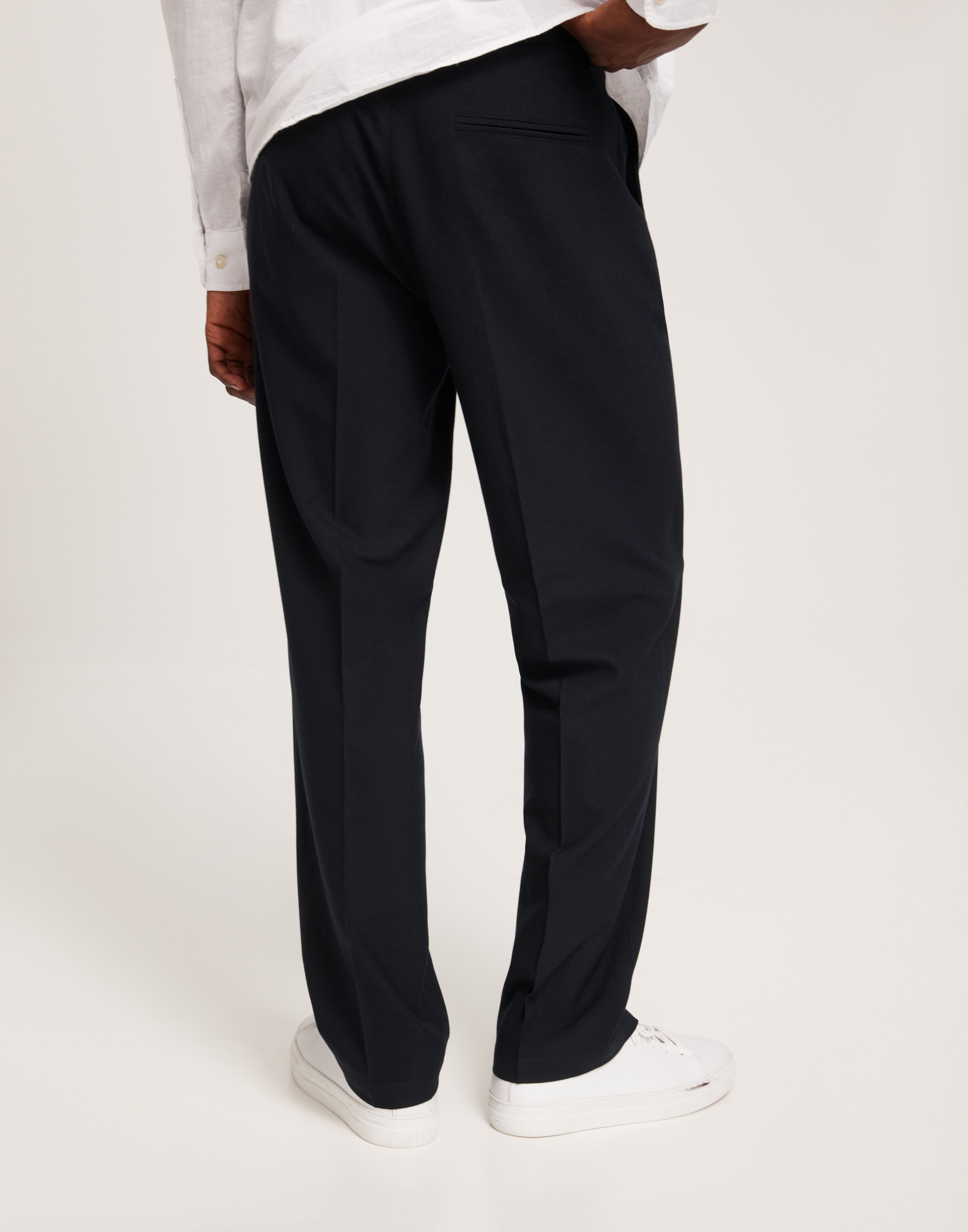 Kjøp Les Deux Como Twill Slacks - Dark Navy | NLYMAN