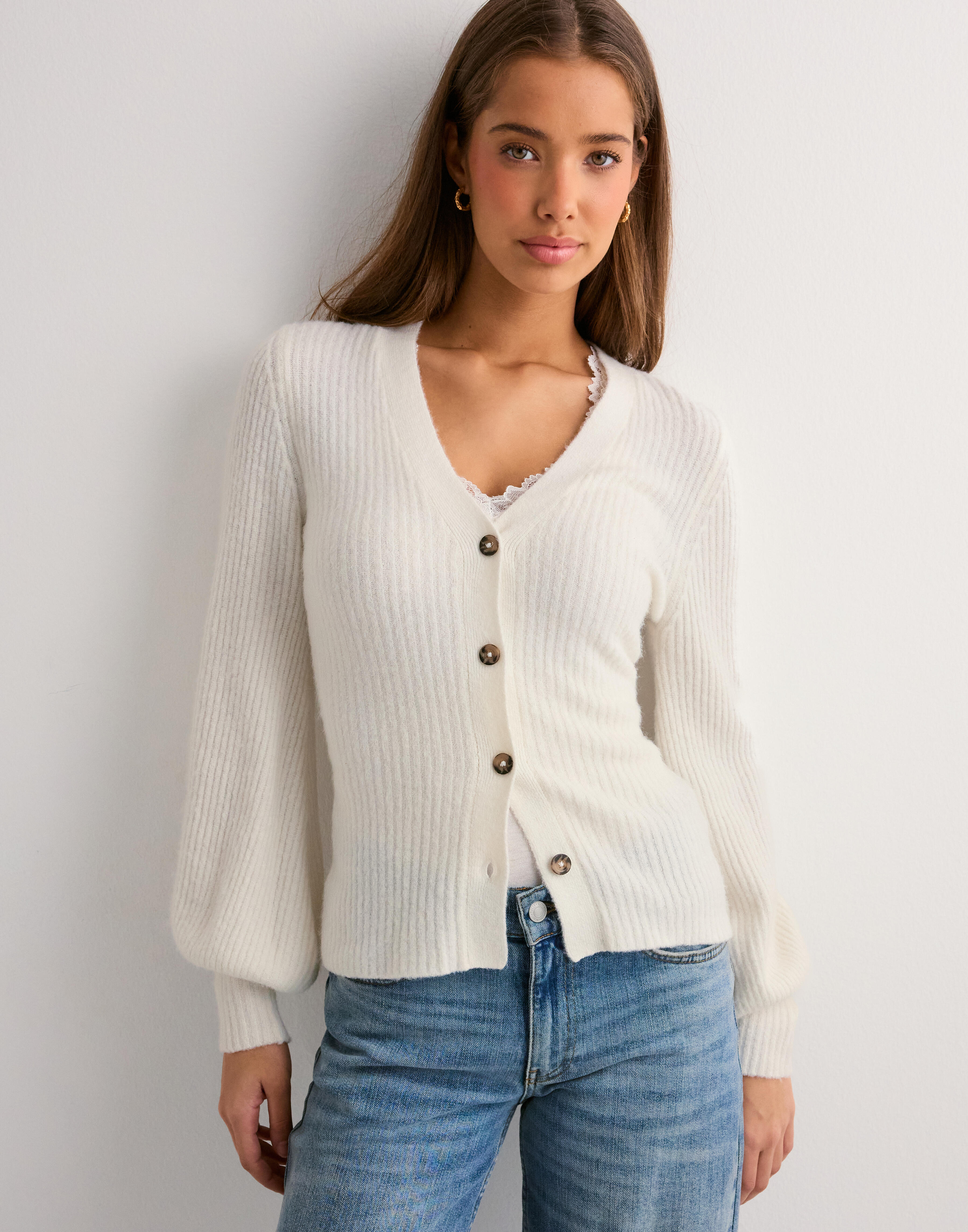 Buy Nelly Shaped Knit Cardigan - White | Nelly.com