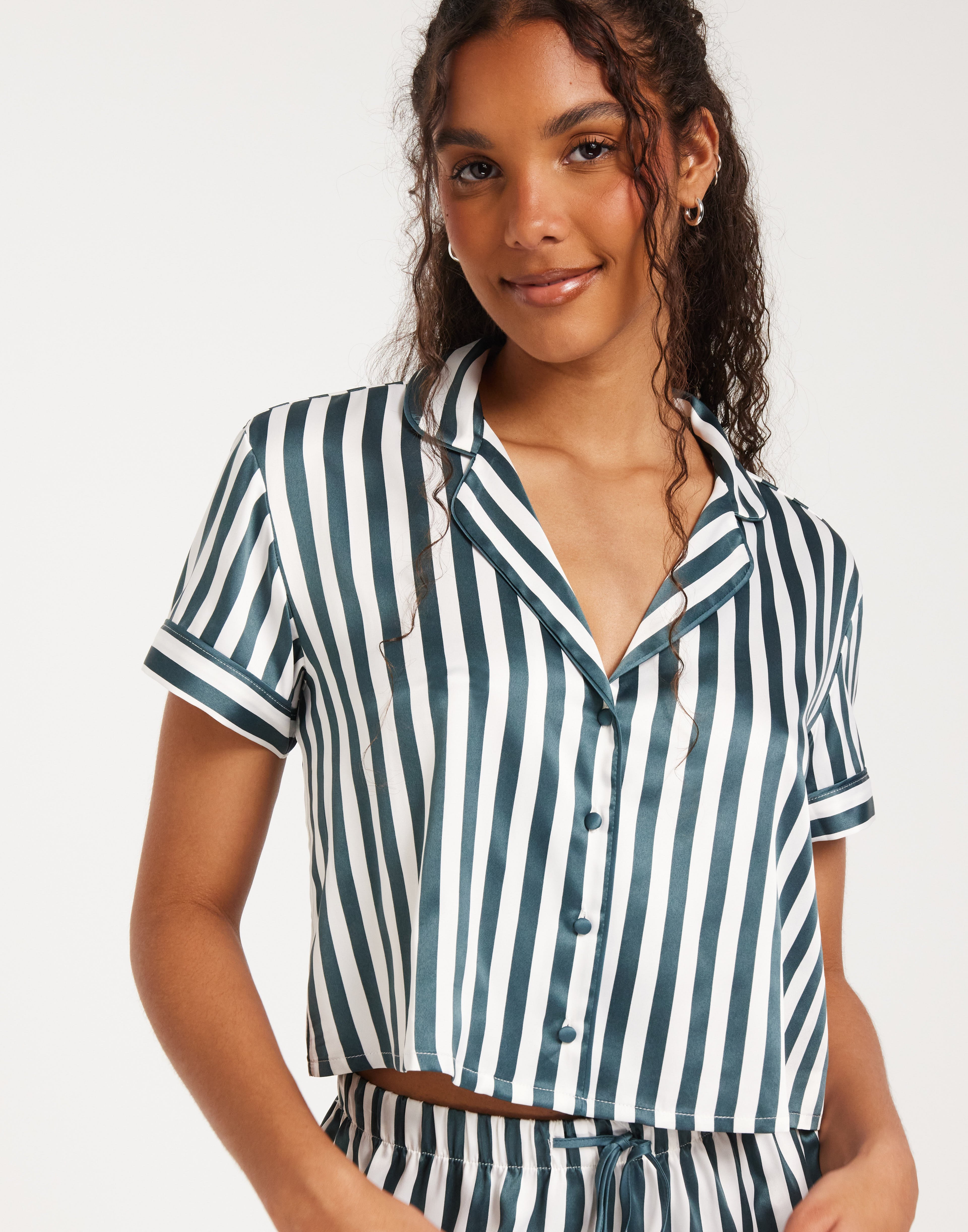 Buy Hunkemöller Jacket SS Satin Stripe - *NY*Green Gables | Nelly.com