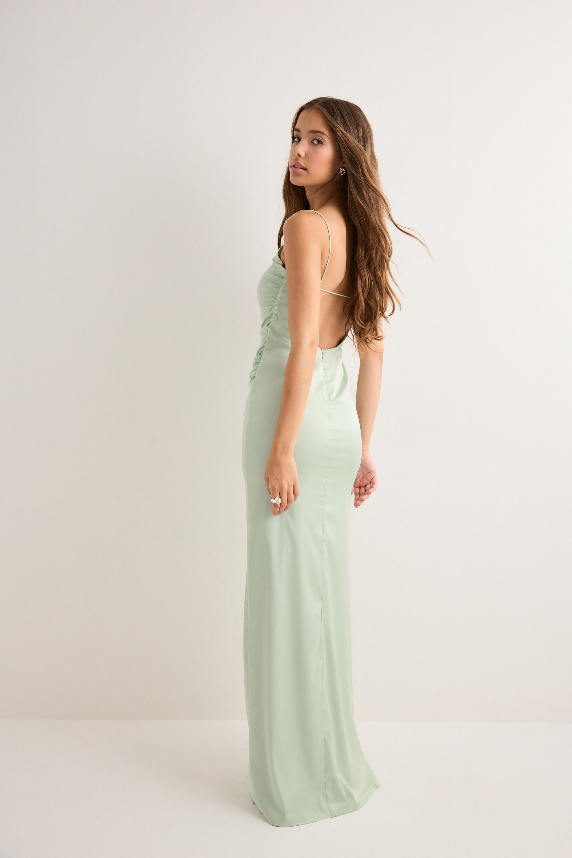 Kjøp Nelly Fancy Satin Dress - Light Green | Nelly.com