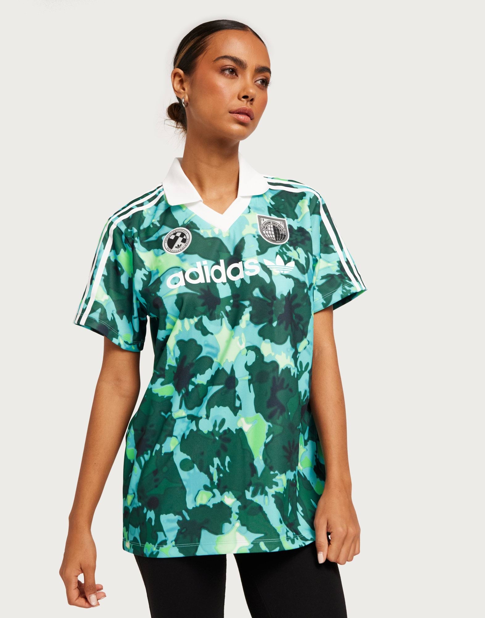 Osta Adidas Originals JERSEY SS AOP - Green | Nelly.com