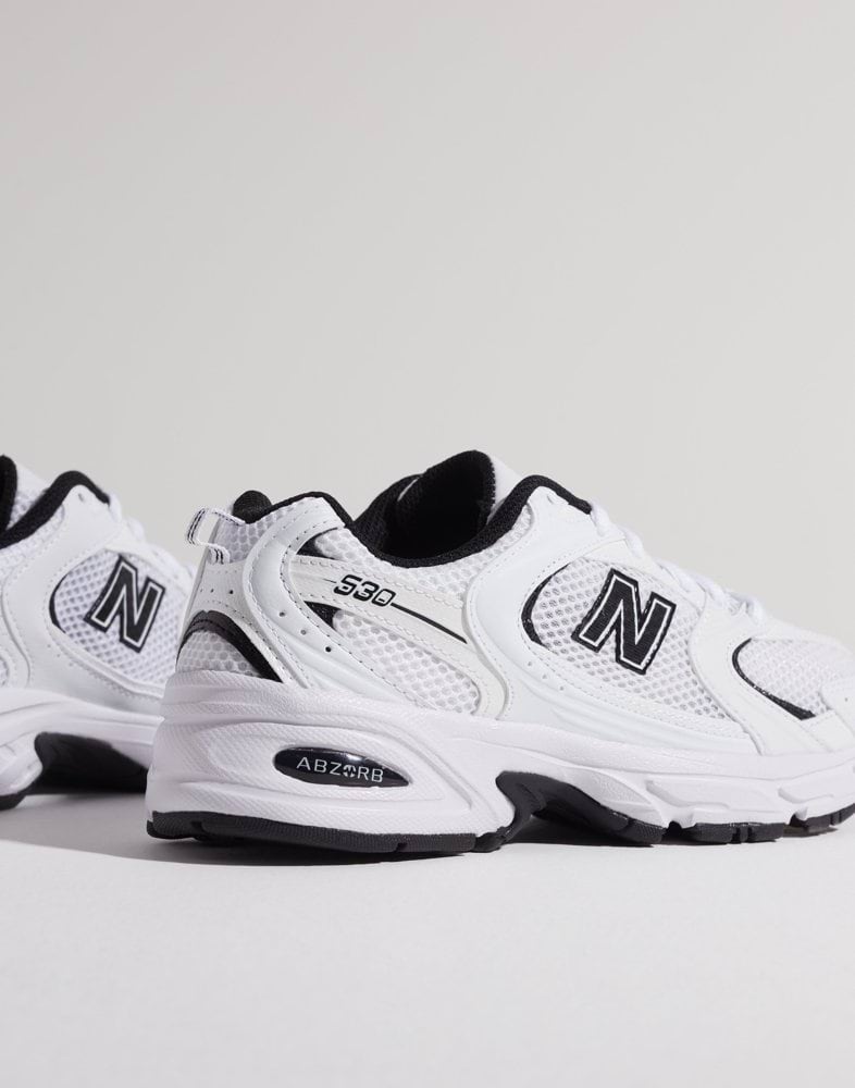 Köp New Balance New Balance 530 - White/Black | Nelly.com