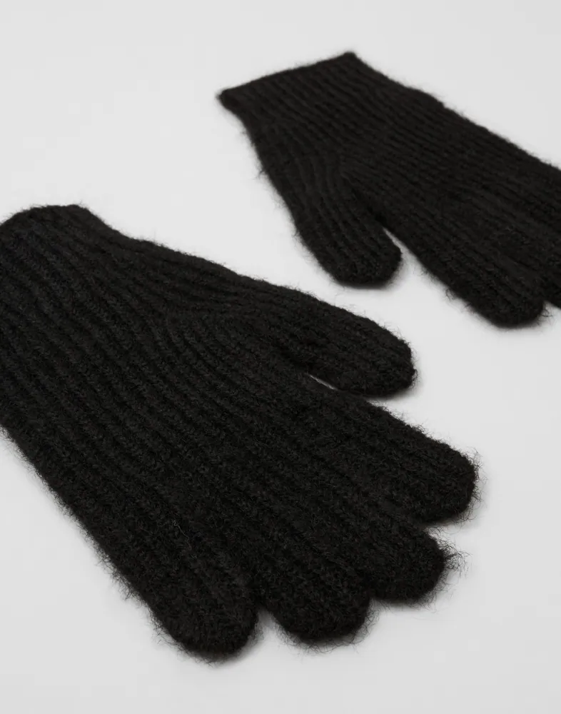 Köp Nelly Fuzzy Finger Gloves - Black | Nelly.com