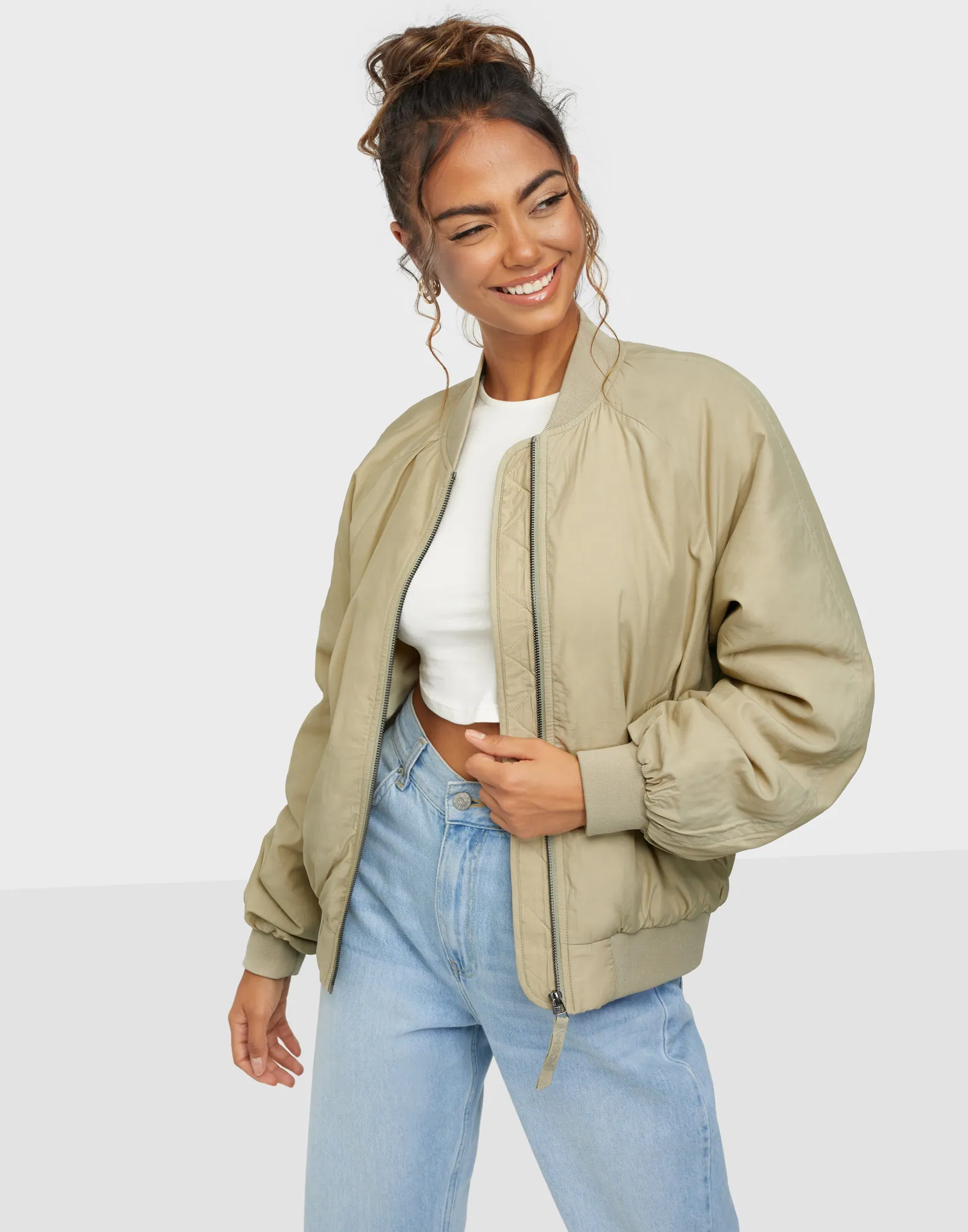 Buy MSCH Copenhagen Irem Bomber Jacket - Eucalyptus | Nelly.com