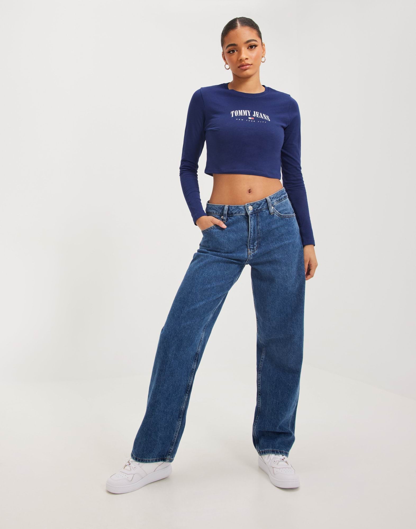 Buy Tommy Jeans TJW BBY CRP ESSENTIAL LOGO 2 LS - Black | Nelly.com