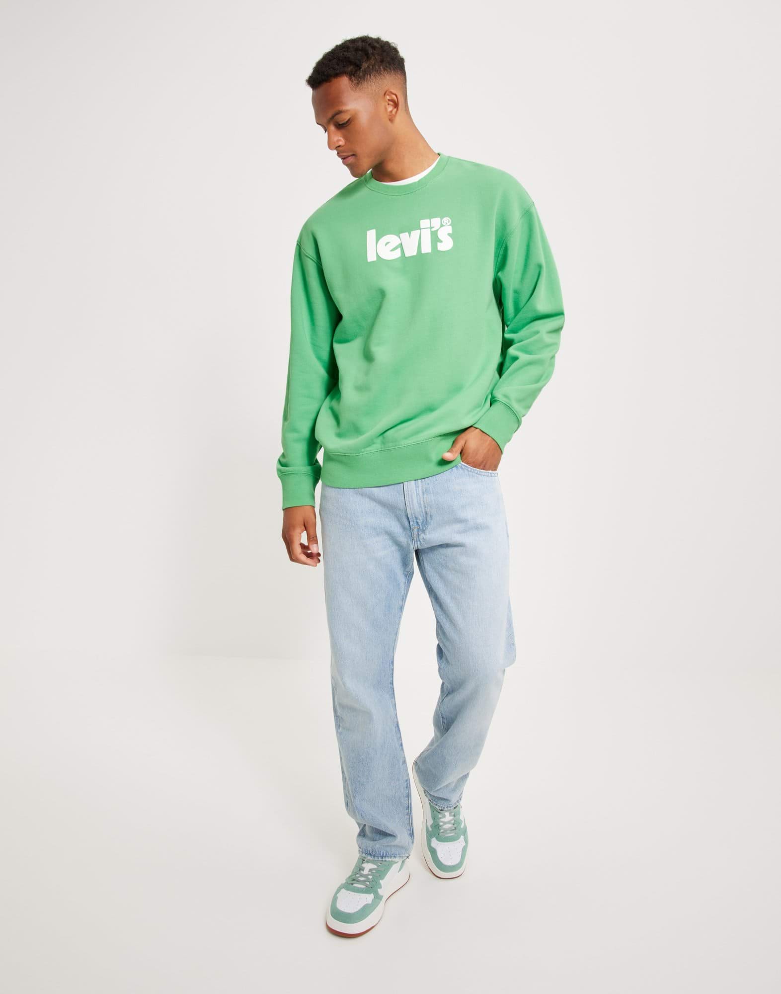Köp Levi's RELAXD GRAPHIC CREW POSTER CRE - Green | NLYMAN