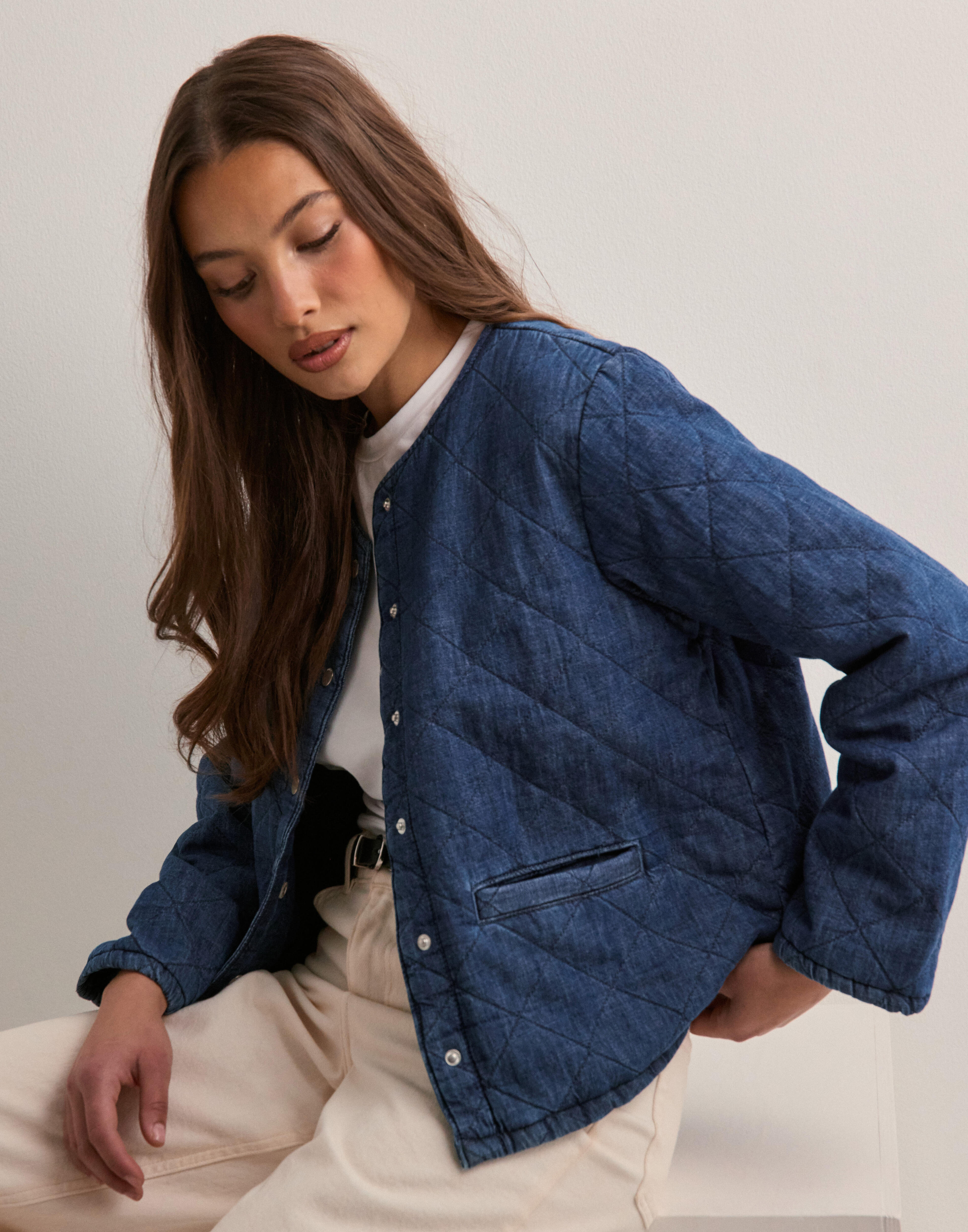 Kjøp Only ONLROSA L/S QUILT DNM JACKET AKM - Medium Blue Denim | Nelly.com