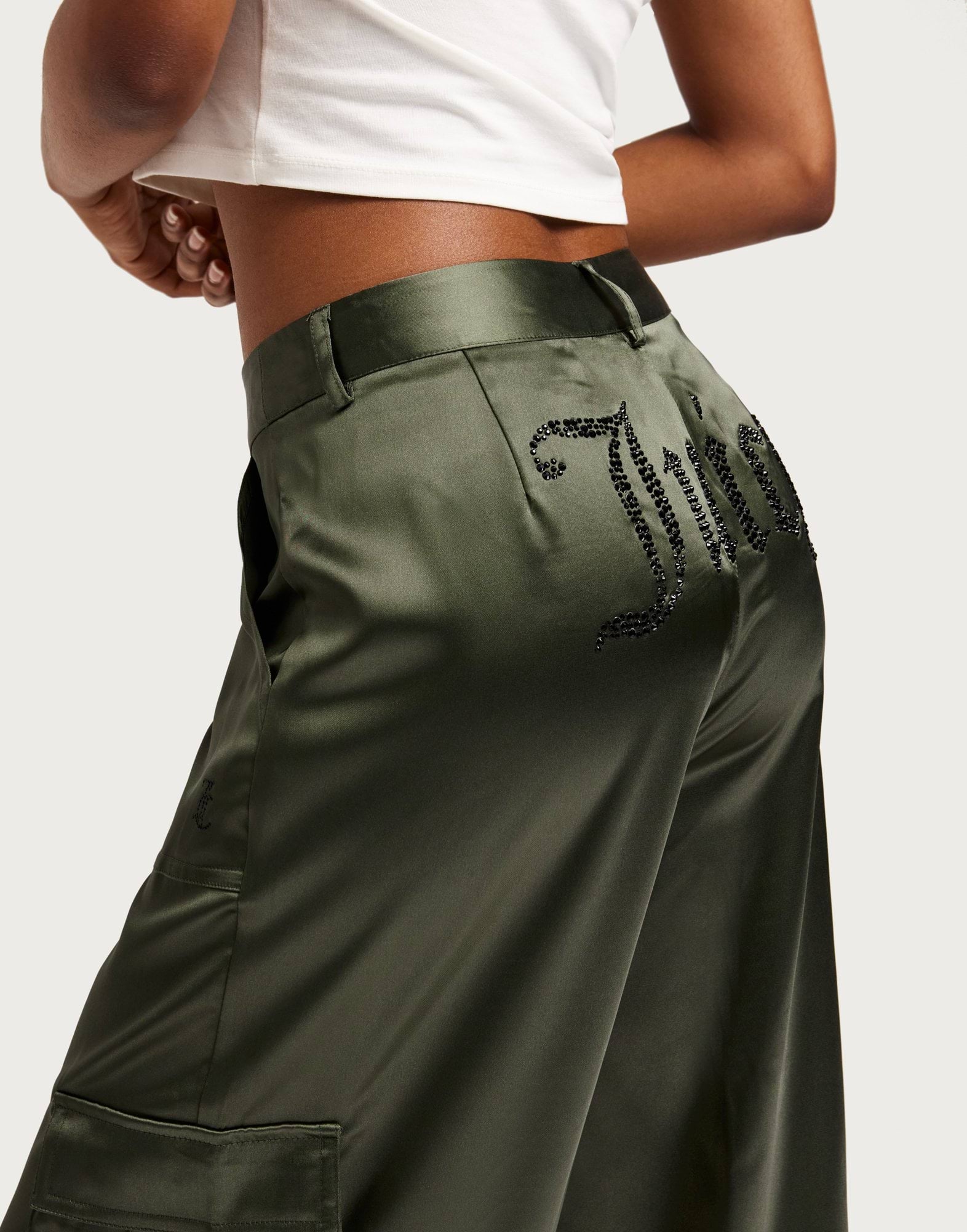 Köp Juicy Couture FANTA CARGO PANT - Thyme | Nelly.com