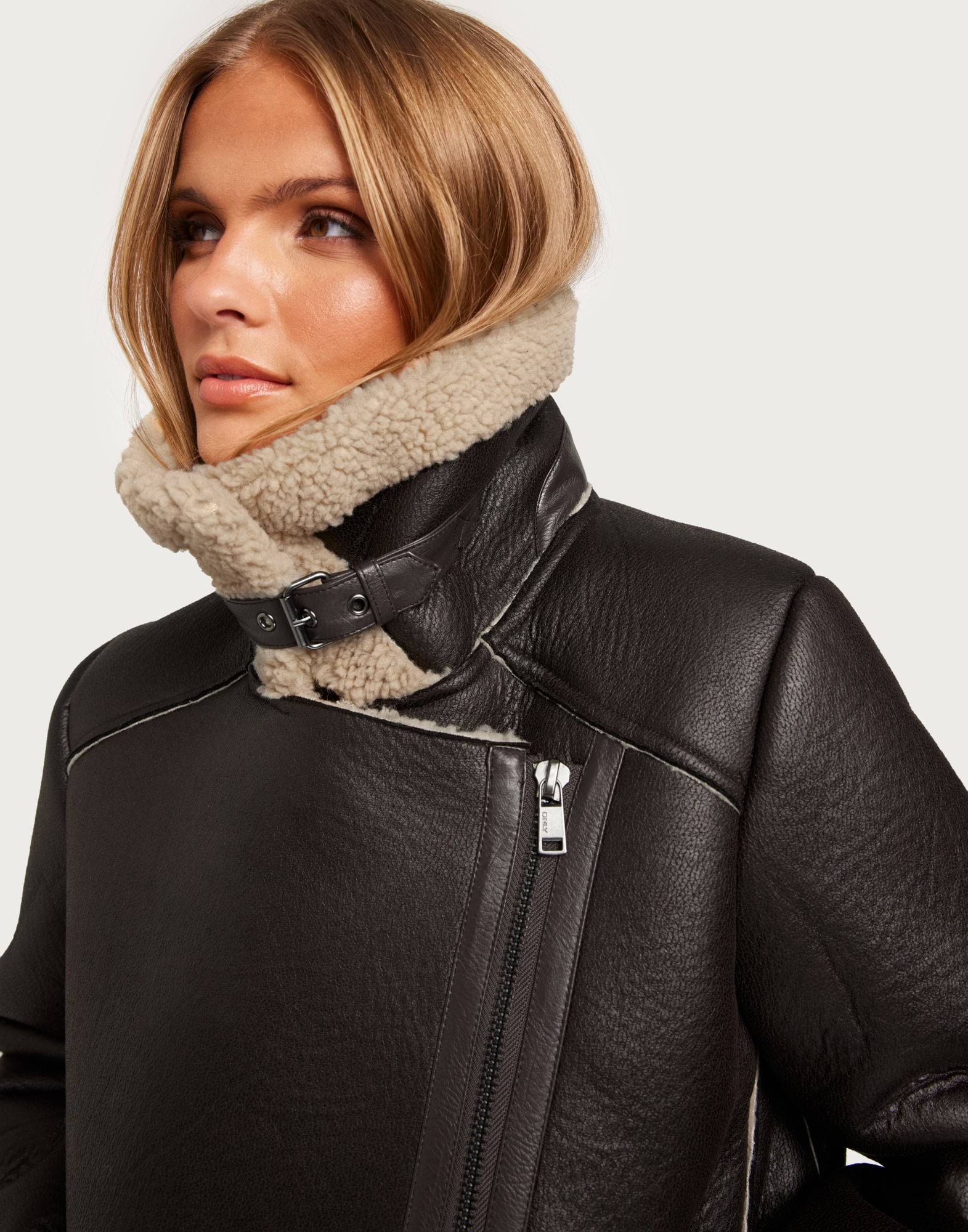 Buy Only ONLNEWLIS FAUX LEATHER AVIATOR CC O - Mole Humus Sherpa ...