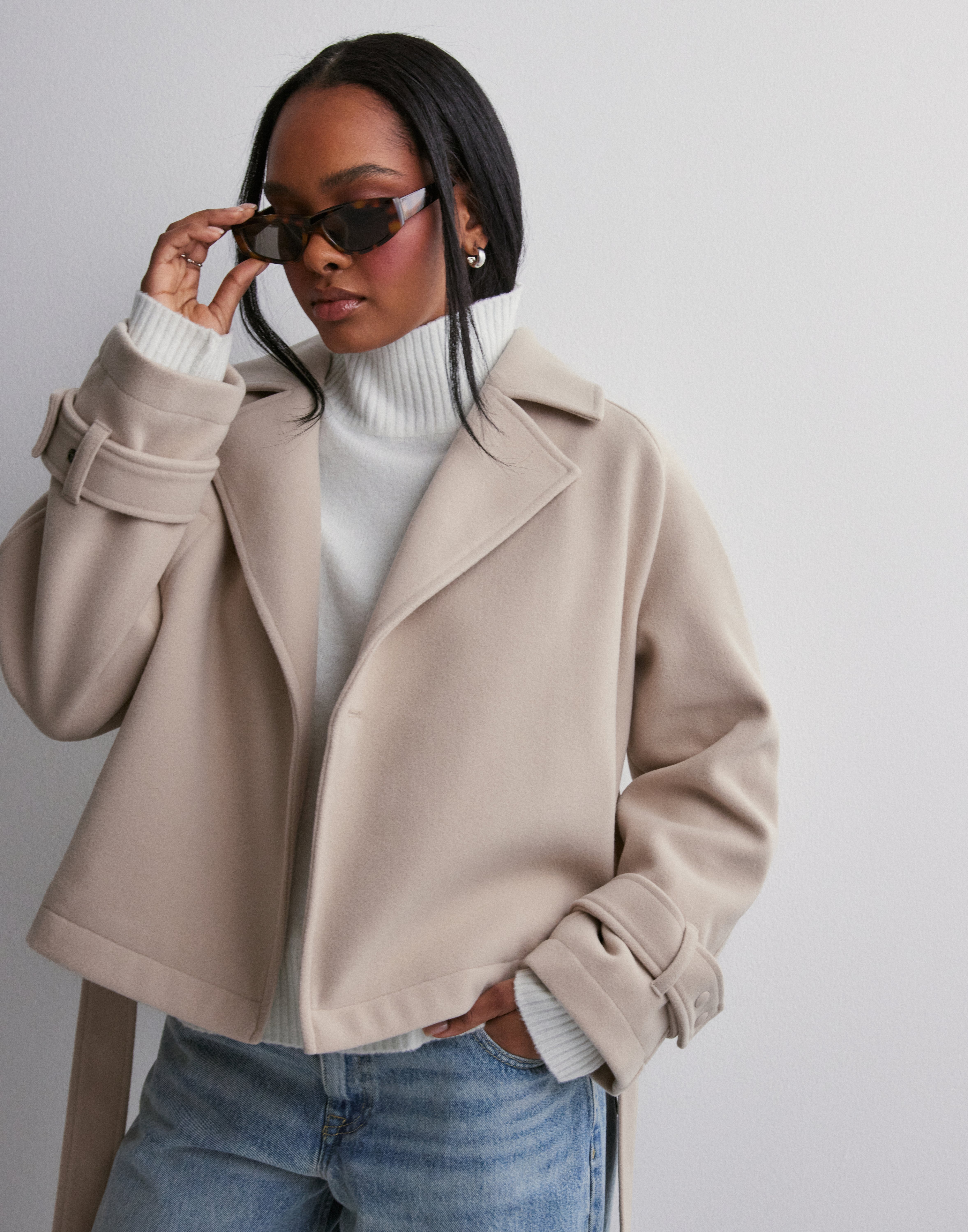 Kjøp Nelly Short Belted Jacket - Beige | Nelly.com