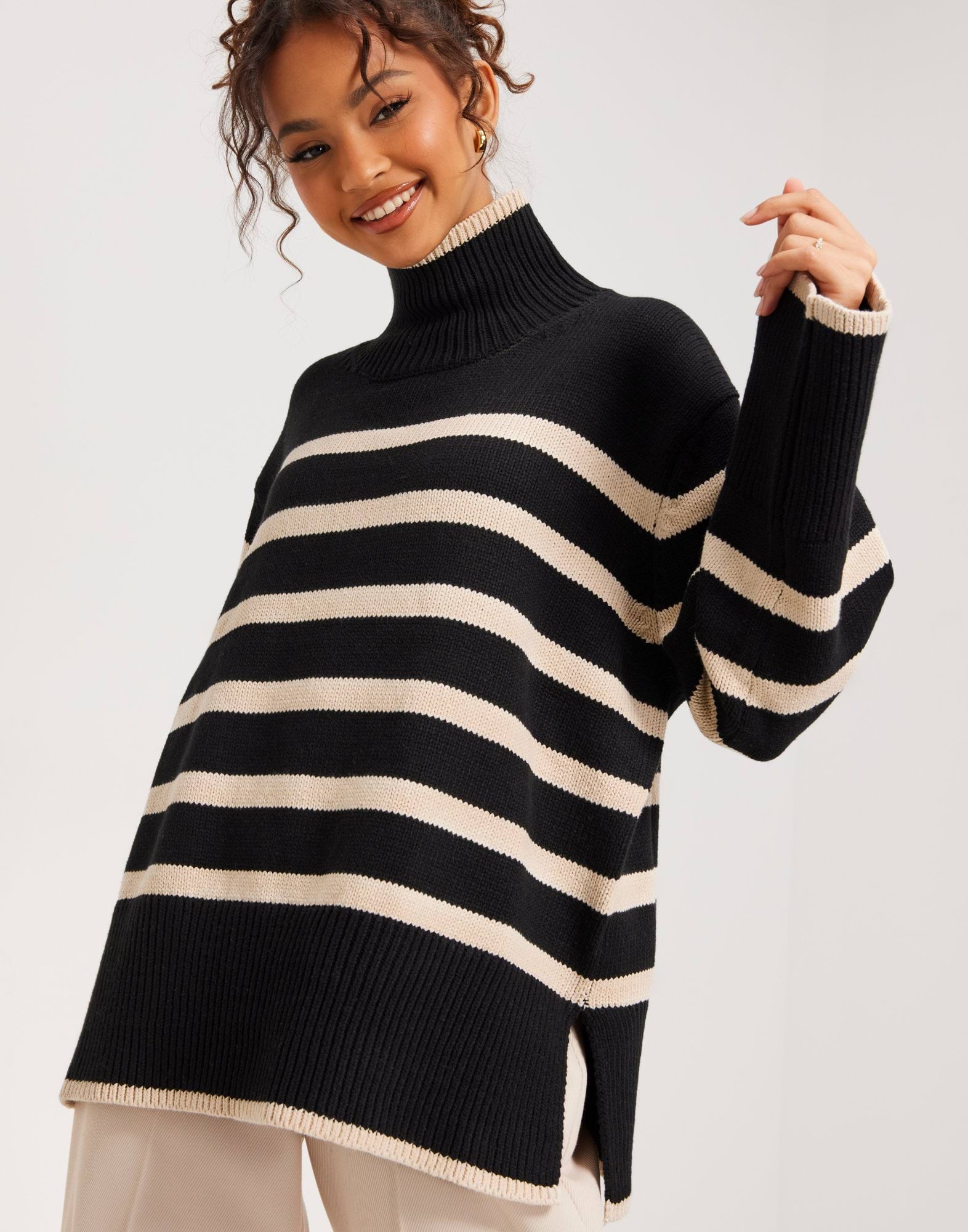 Buy Neo Noir Fanning Stripe Knit Blouse - Black | Nelly.com