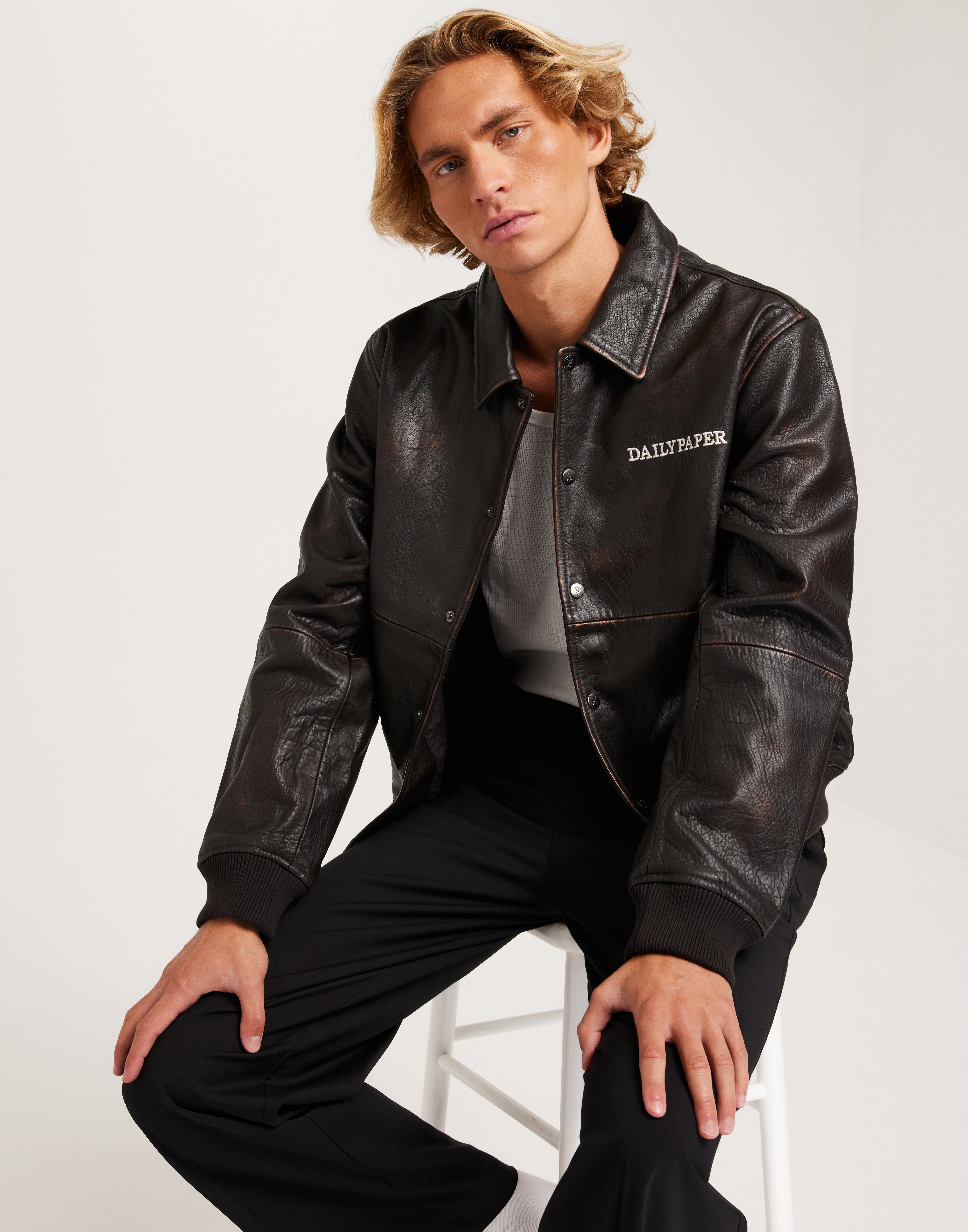 Buy Daily Paper rovin jacket - Dark Brown | NLYMAN