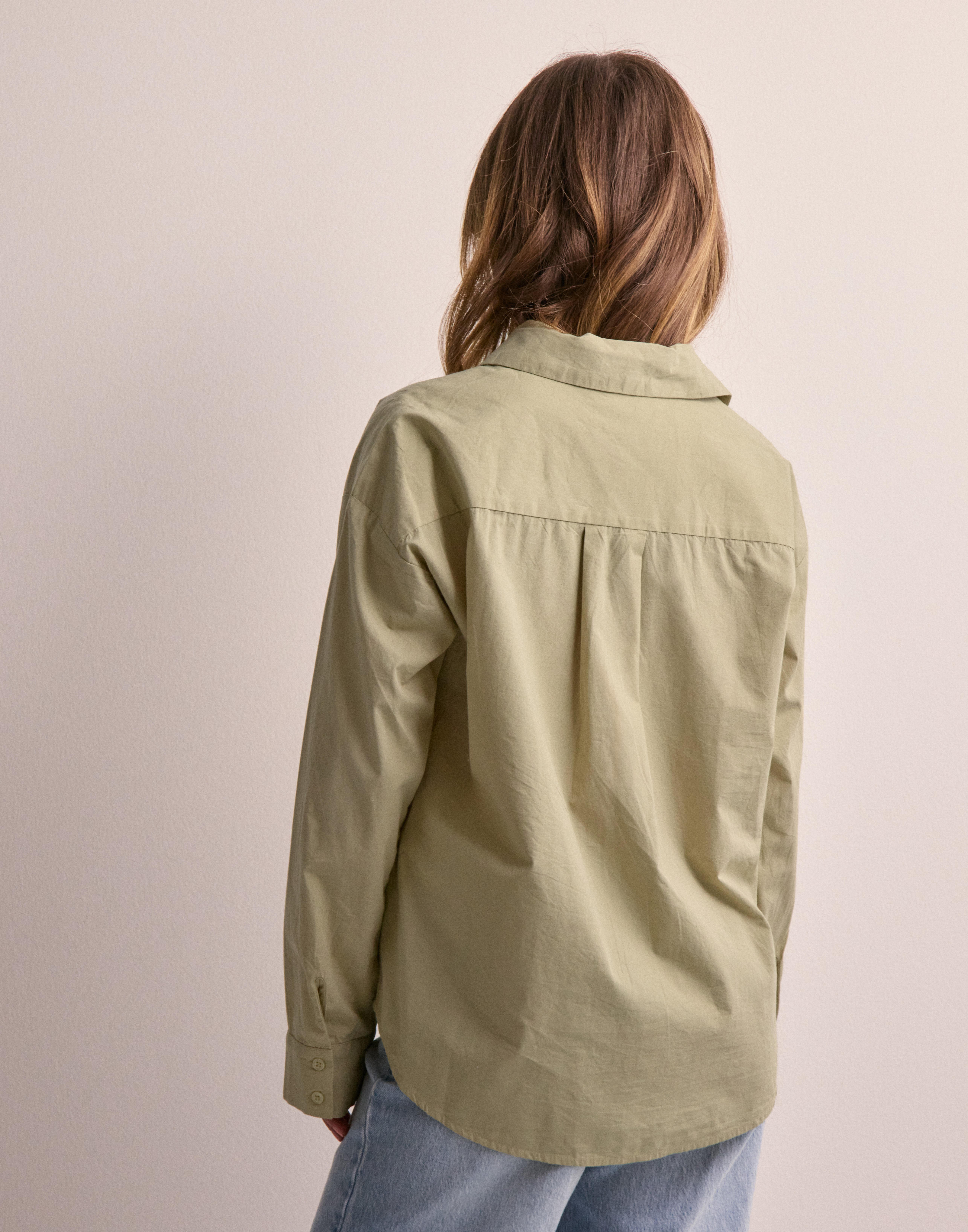 Köp Nelly Flowy Cotton Shirt - Beige | Nelly.com
