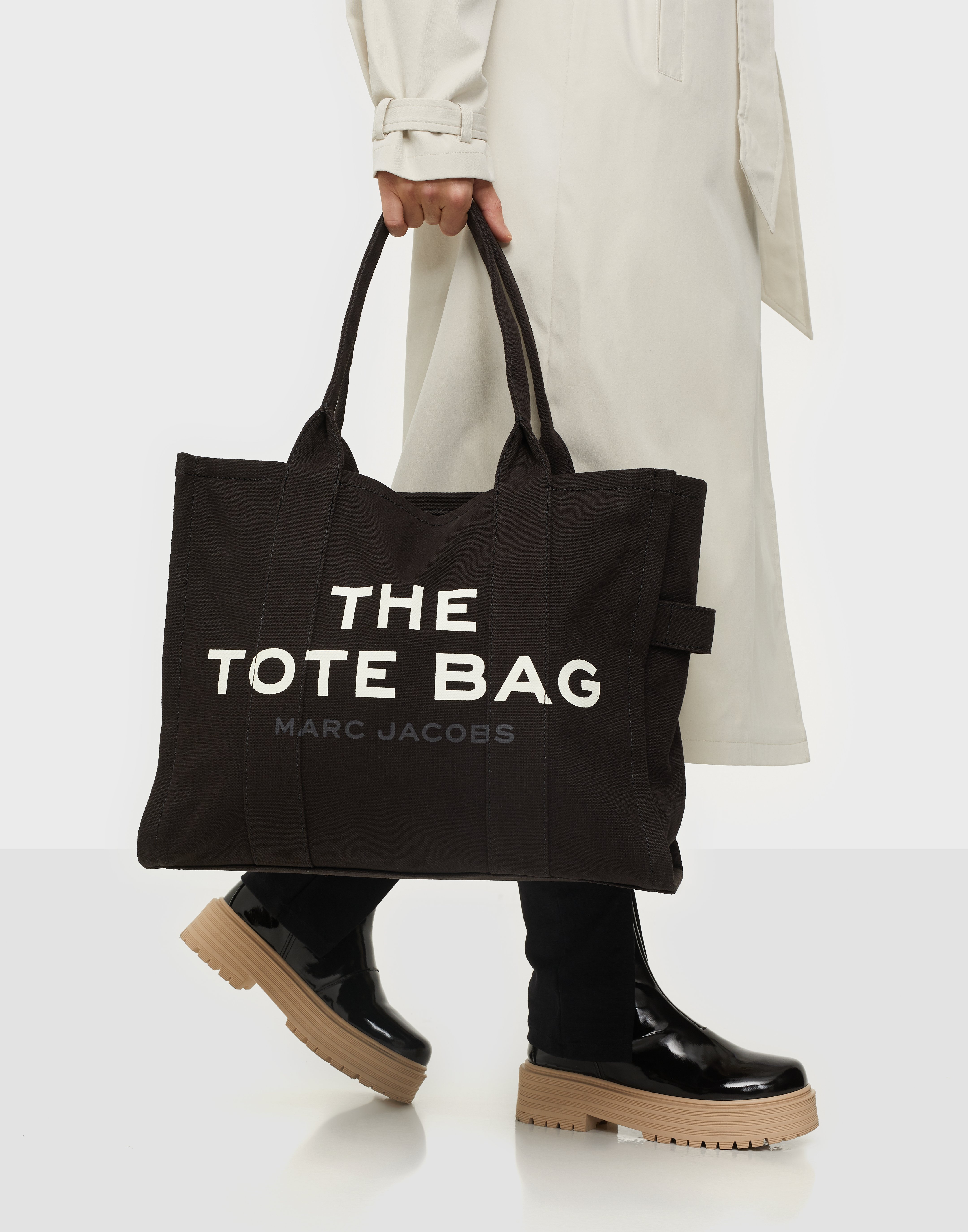 Buy Marc Jacobs THE LARGE TOTE - Black | Nelly.com