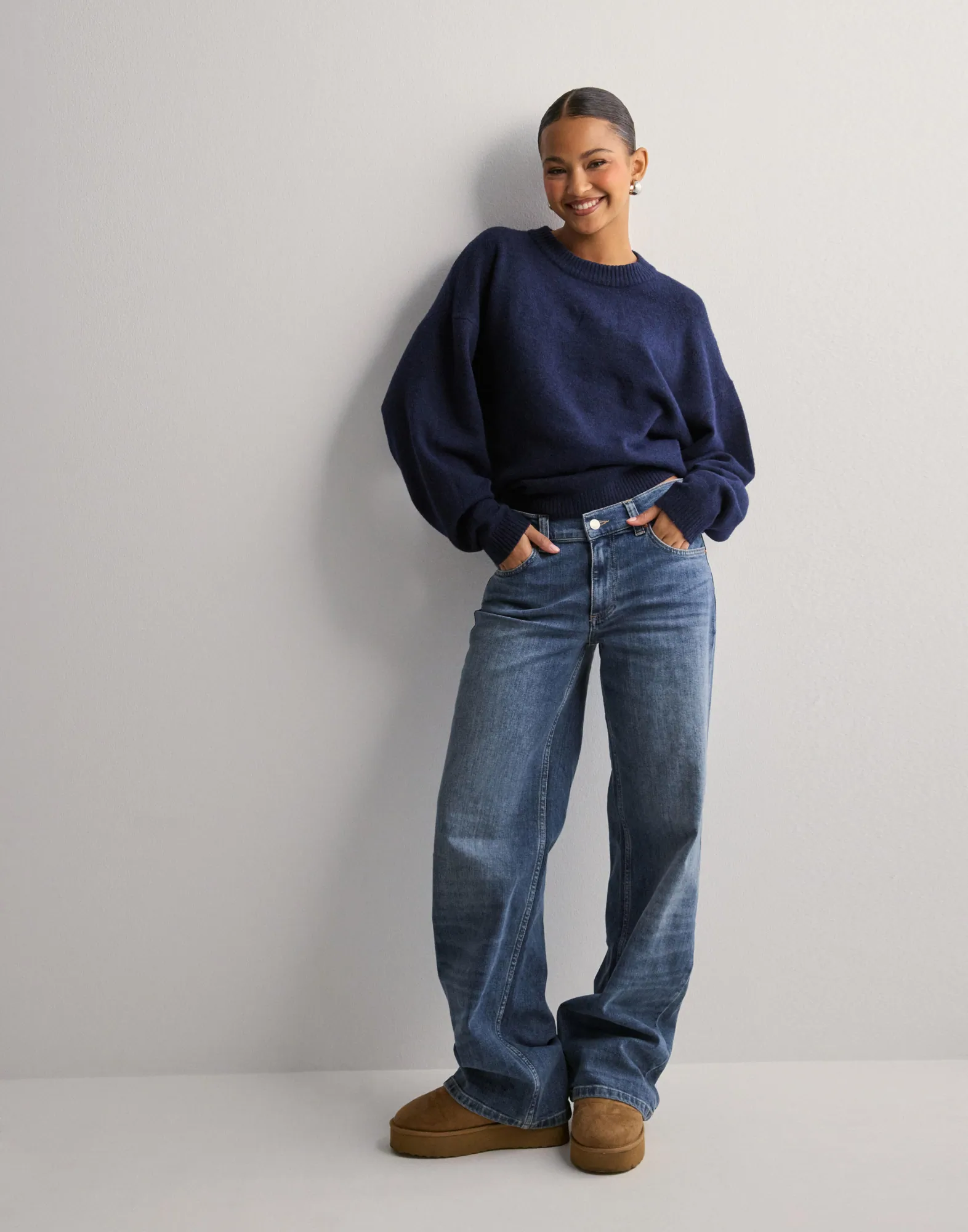 Köp Nelly Low Waist Loose Jeans - Dark Blue | Nelly.com