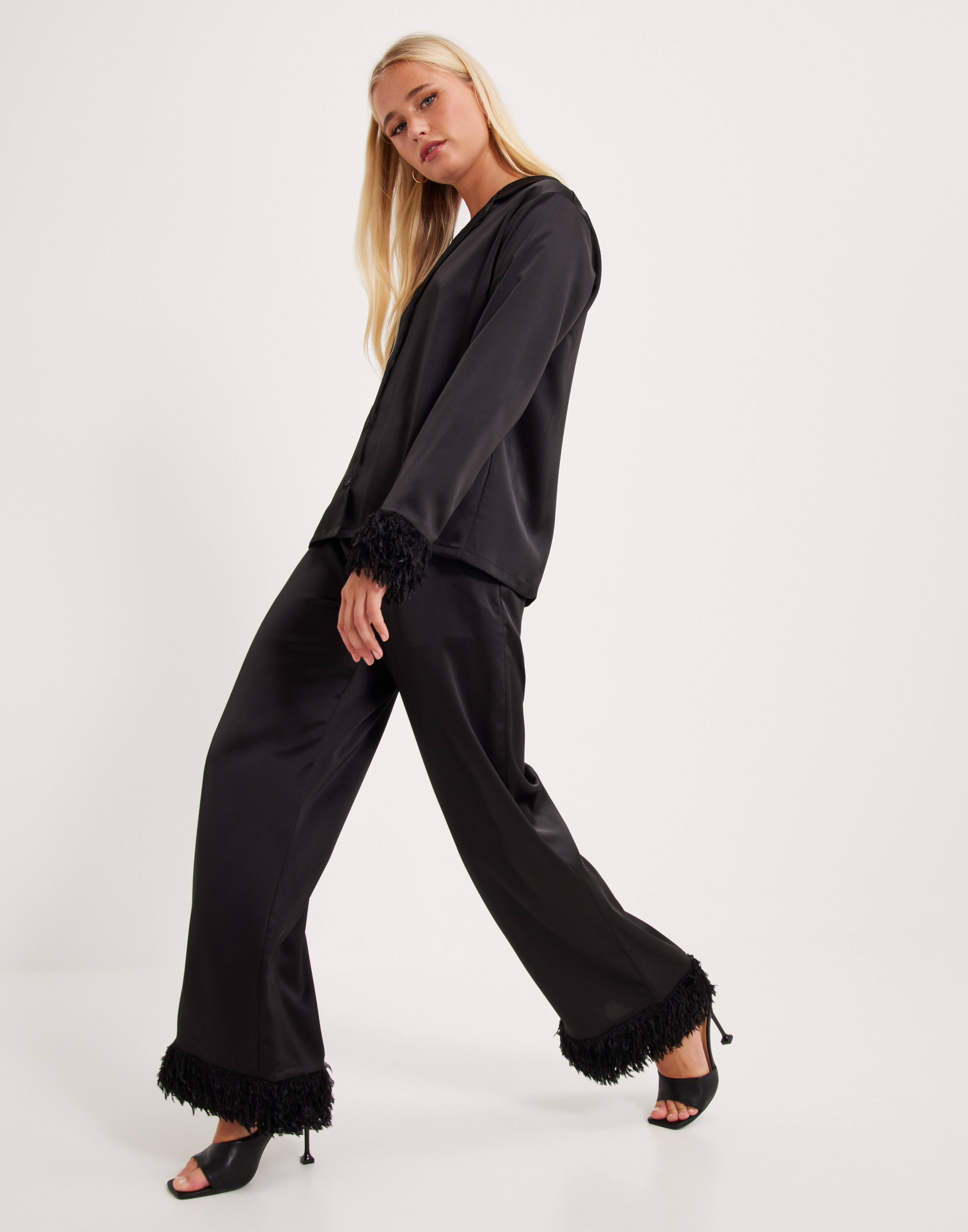 Buy Glamorous Nelly x Glamorous Satin Set - Black | Nelly.com