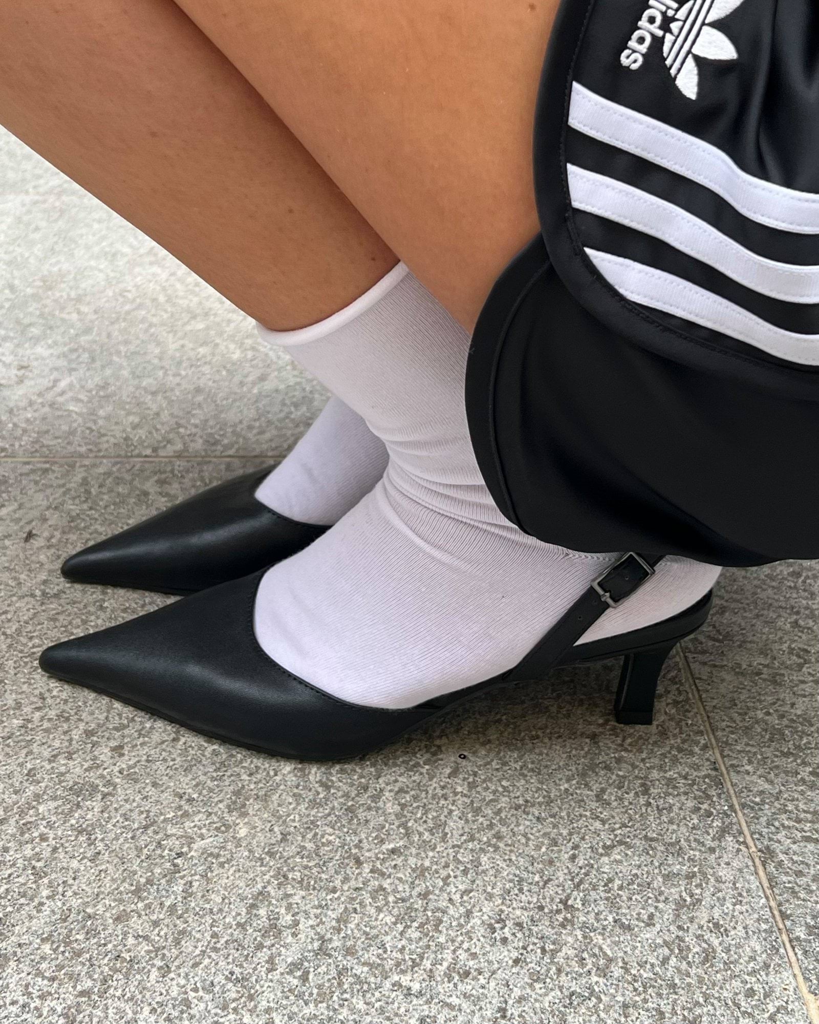 Köp Nelly Pointy Low Heel - Black | Nelly.com