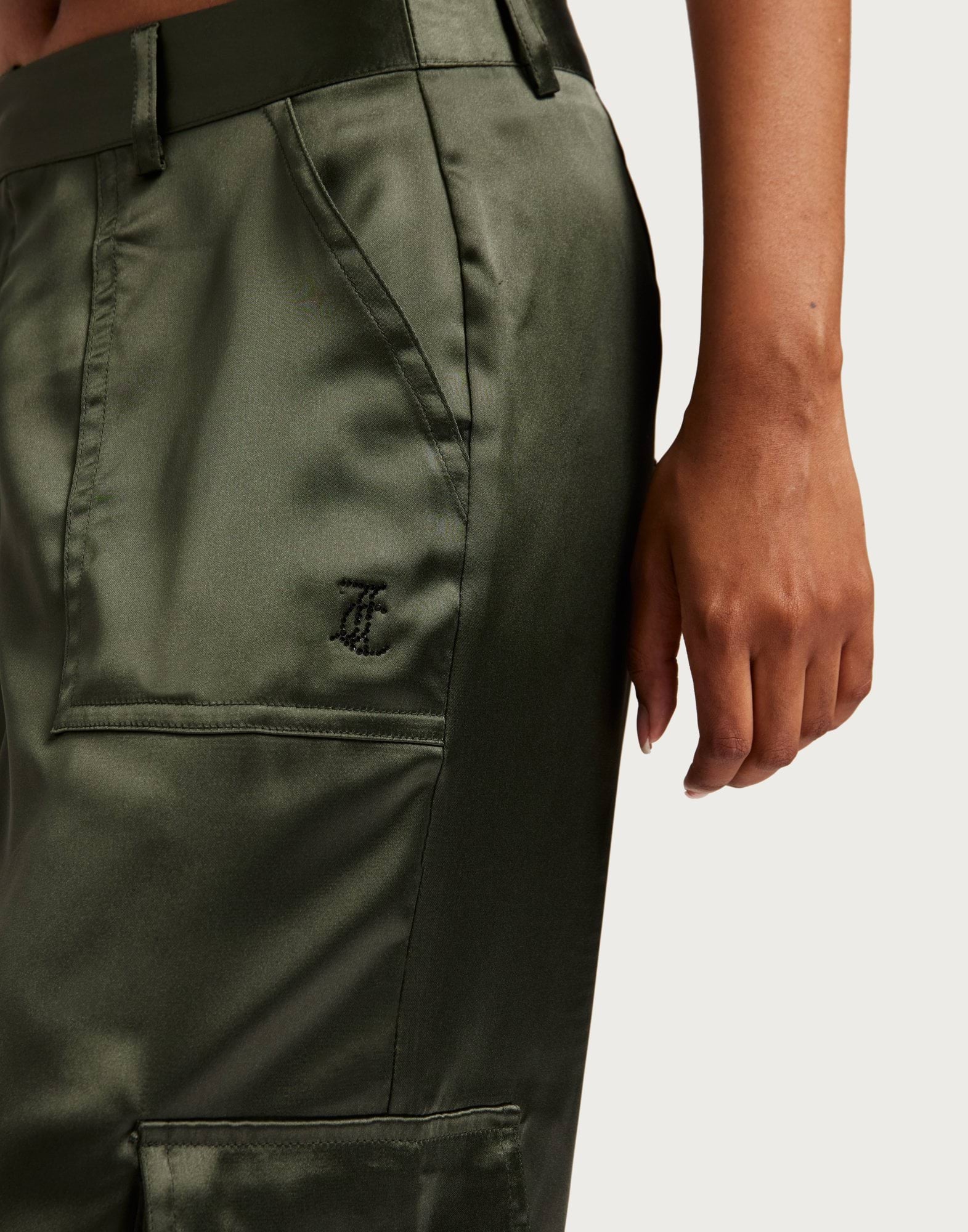 Köp Juicy Couture FANTA CARGO PANT - Thyme | Nelly.com