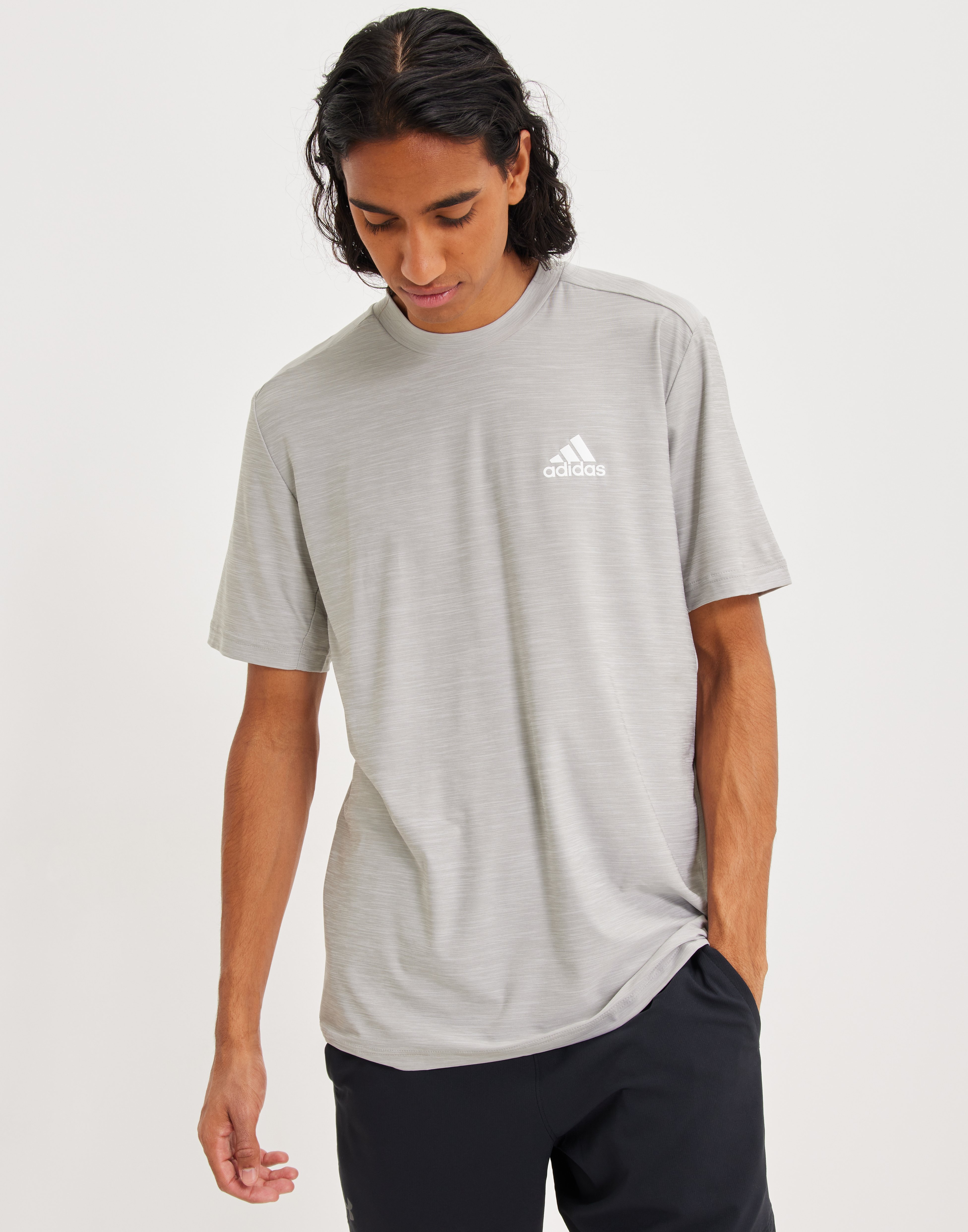 Köp Adidas Sport Performance M HT EL TEE - Grey | NLYMAN