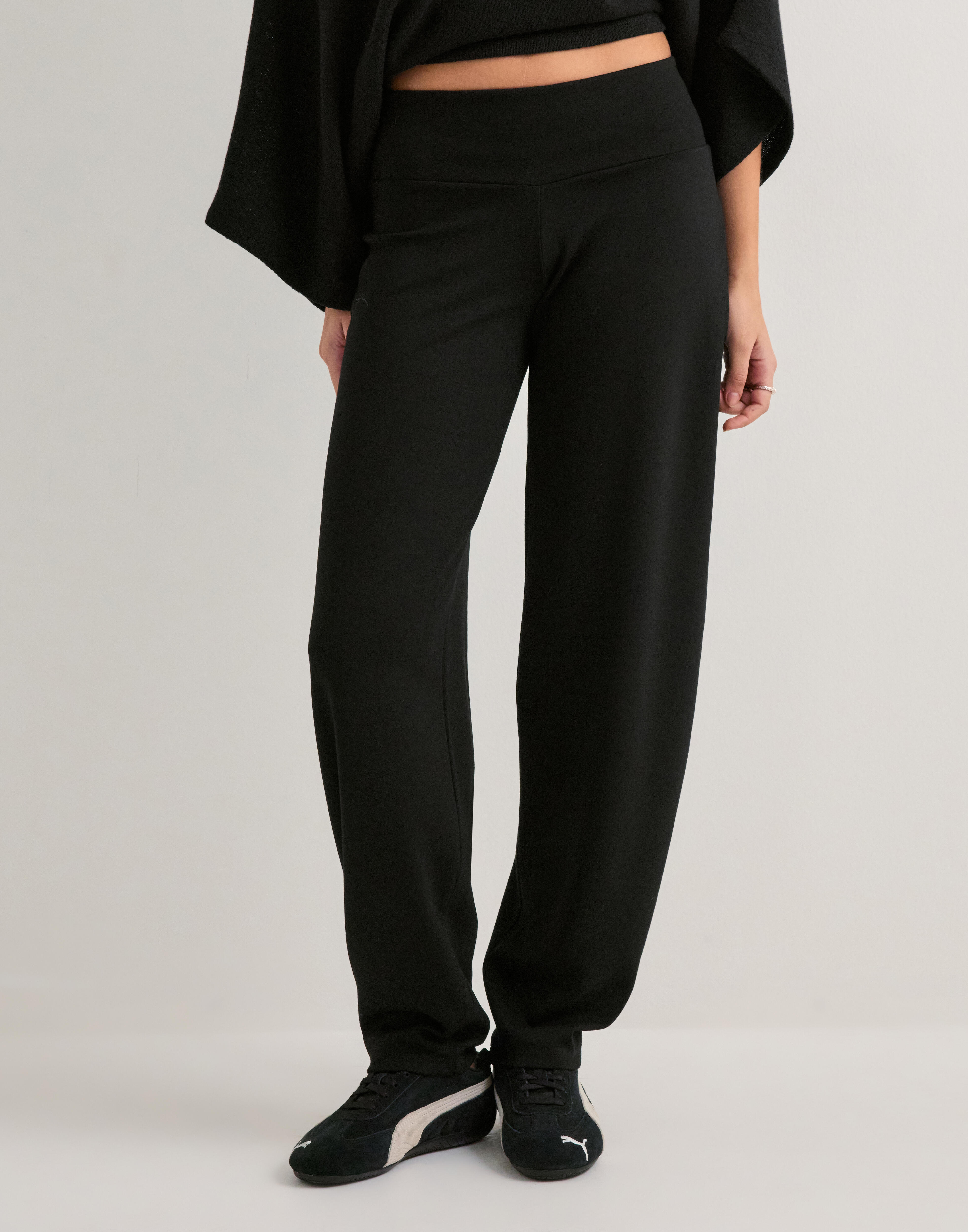 Kjøp Nelly Luxury Volume Pants - Black | Nelly.com