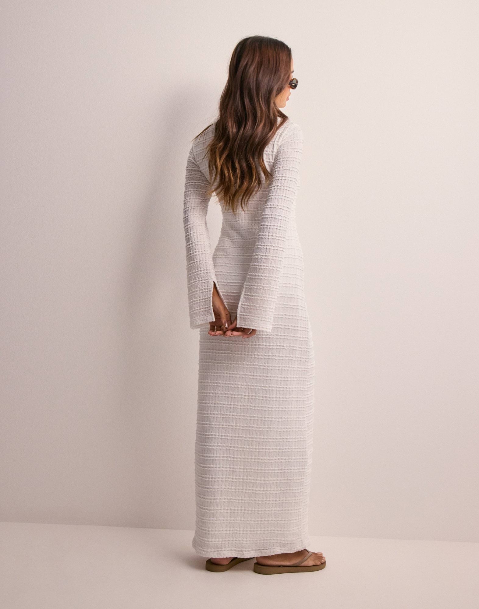 Köp Nelly Long Front Detail Dress - White | Nelly.com