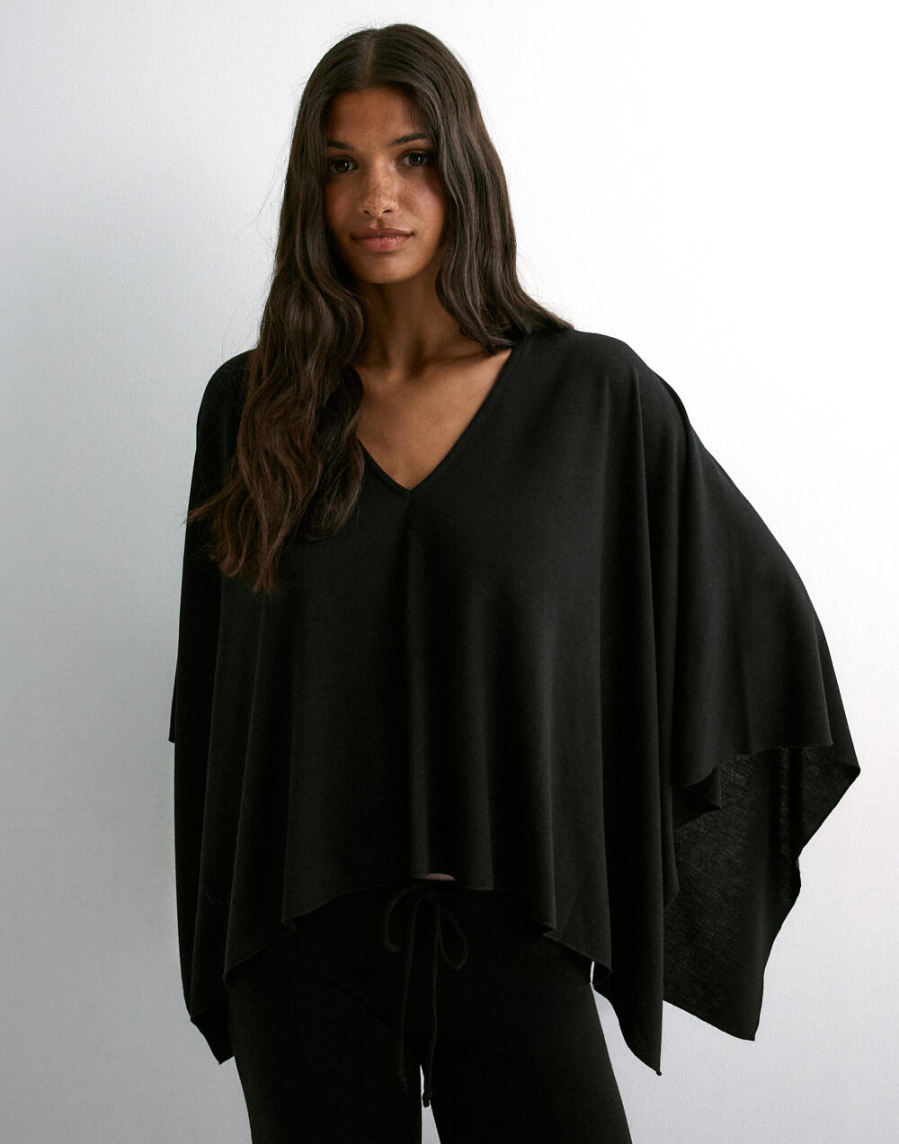 Köp Nelly My Chill Poncho - Black | Nelly.com