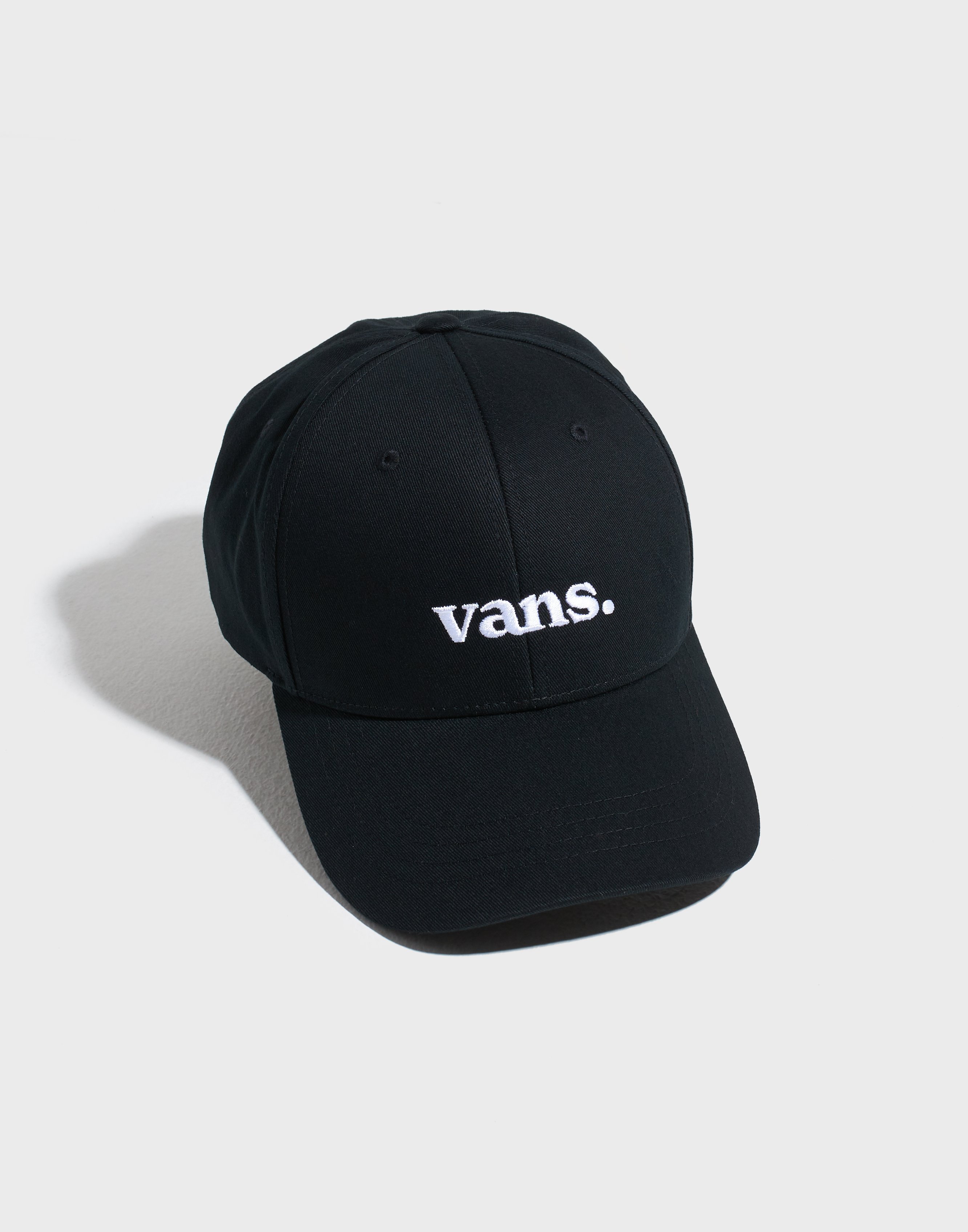 Köp VANS VANS 66 STRUCTURED JOCKEY - Black | NLYMAN