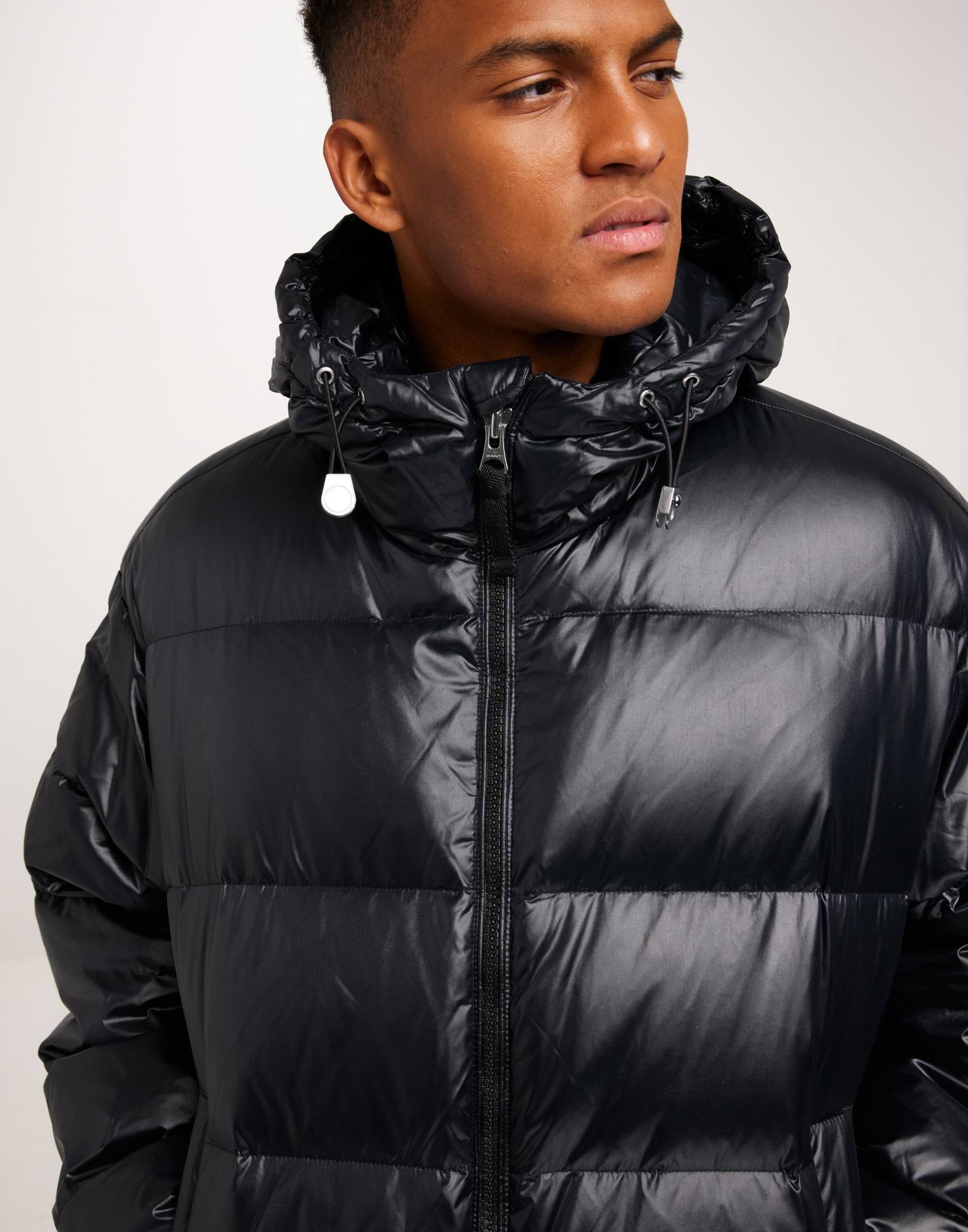 Köp Gant OVERSIZED SHINY DOWN PUFFER JACKET - Black | NLYMAN