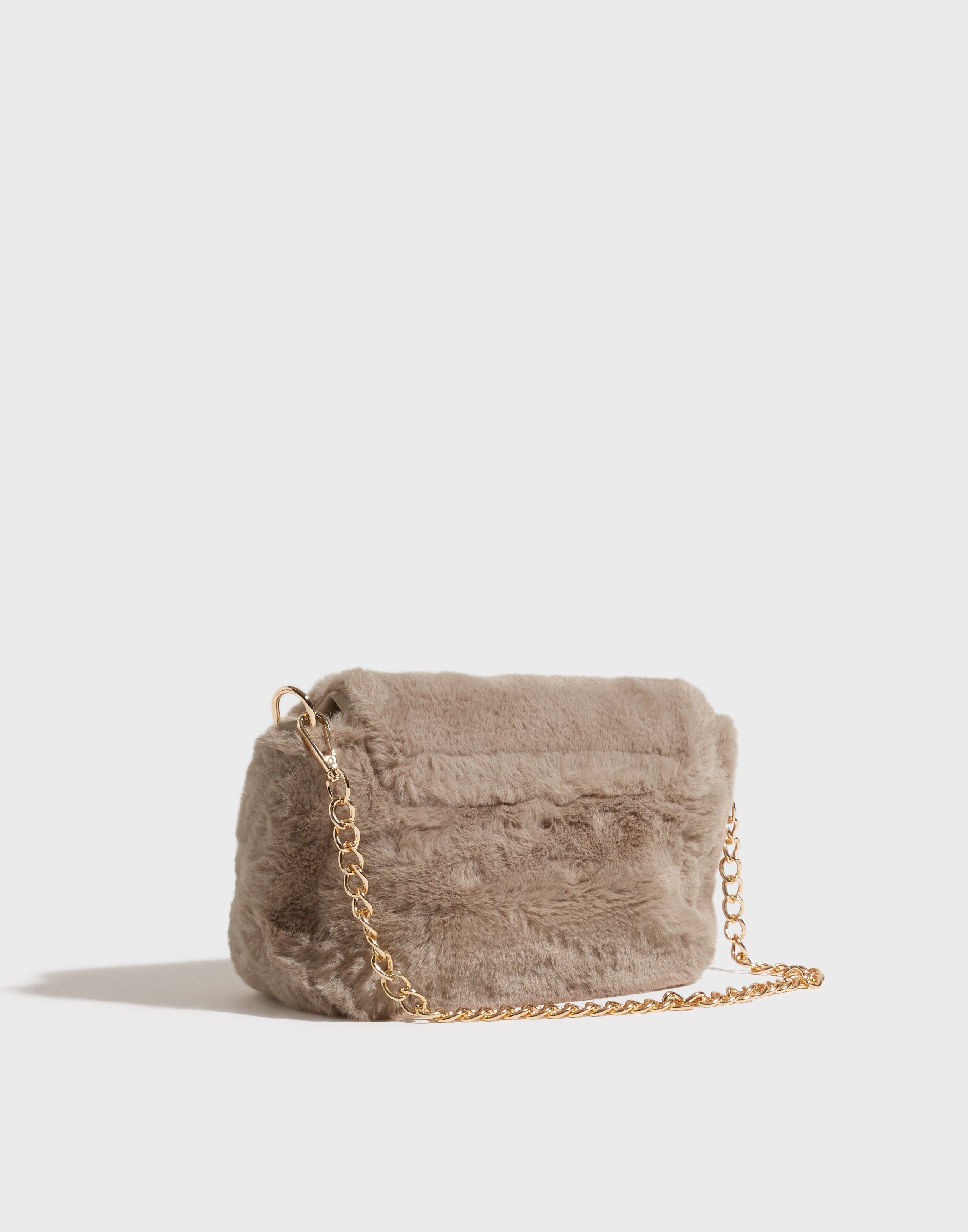 Köp Only ONLJADE FAKE FUR CROSSOVER - Toasted Coconut Gold Chunky Chain ...