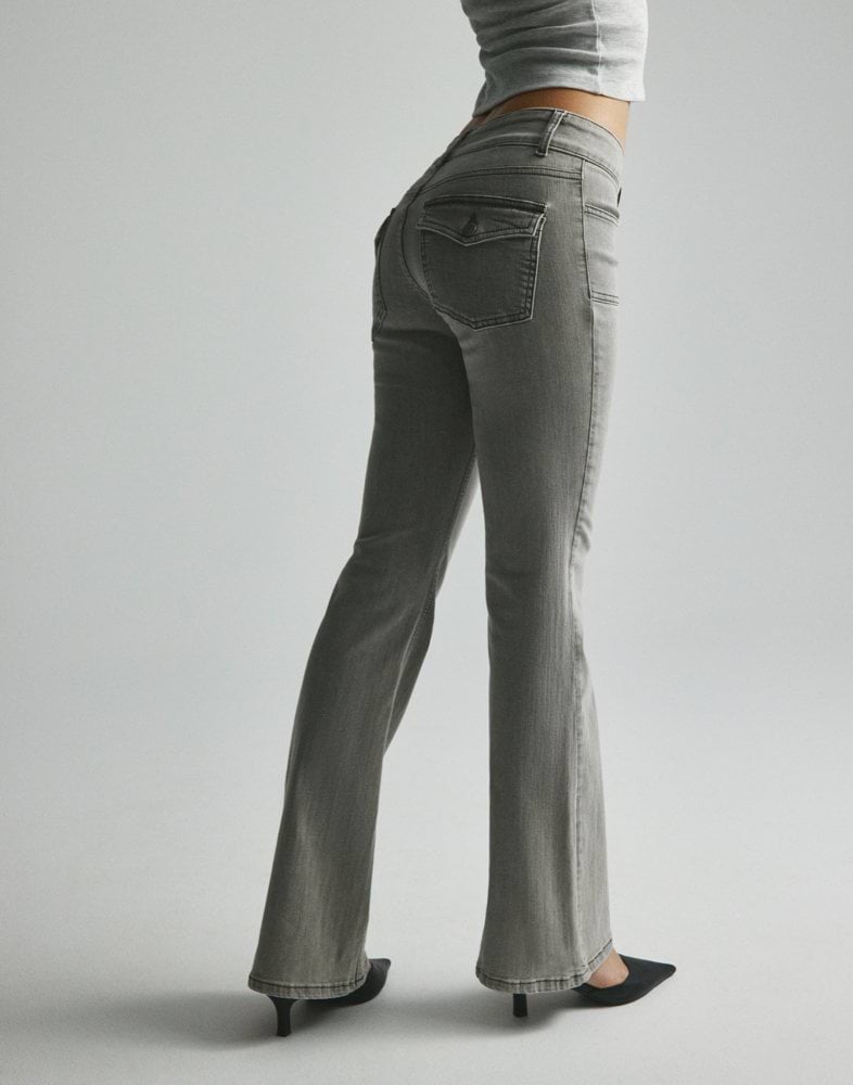 Kjøp Nelly Low Waist Bootcut Jeans - Light Grey | Nelly.com