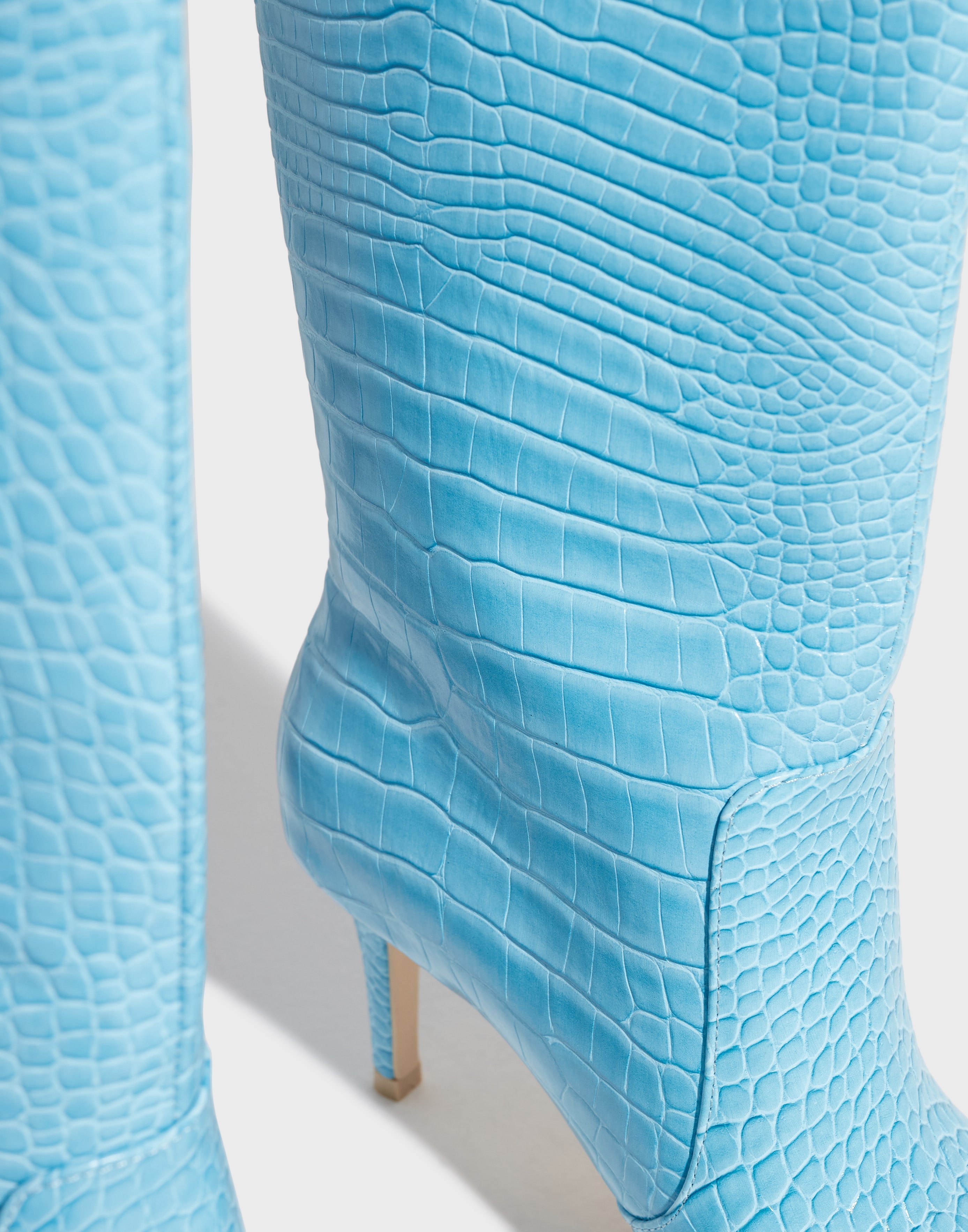 Köp Nelly Perfect Under Knee Boot - Turquoise | Nelly.com