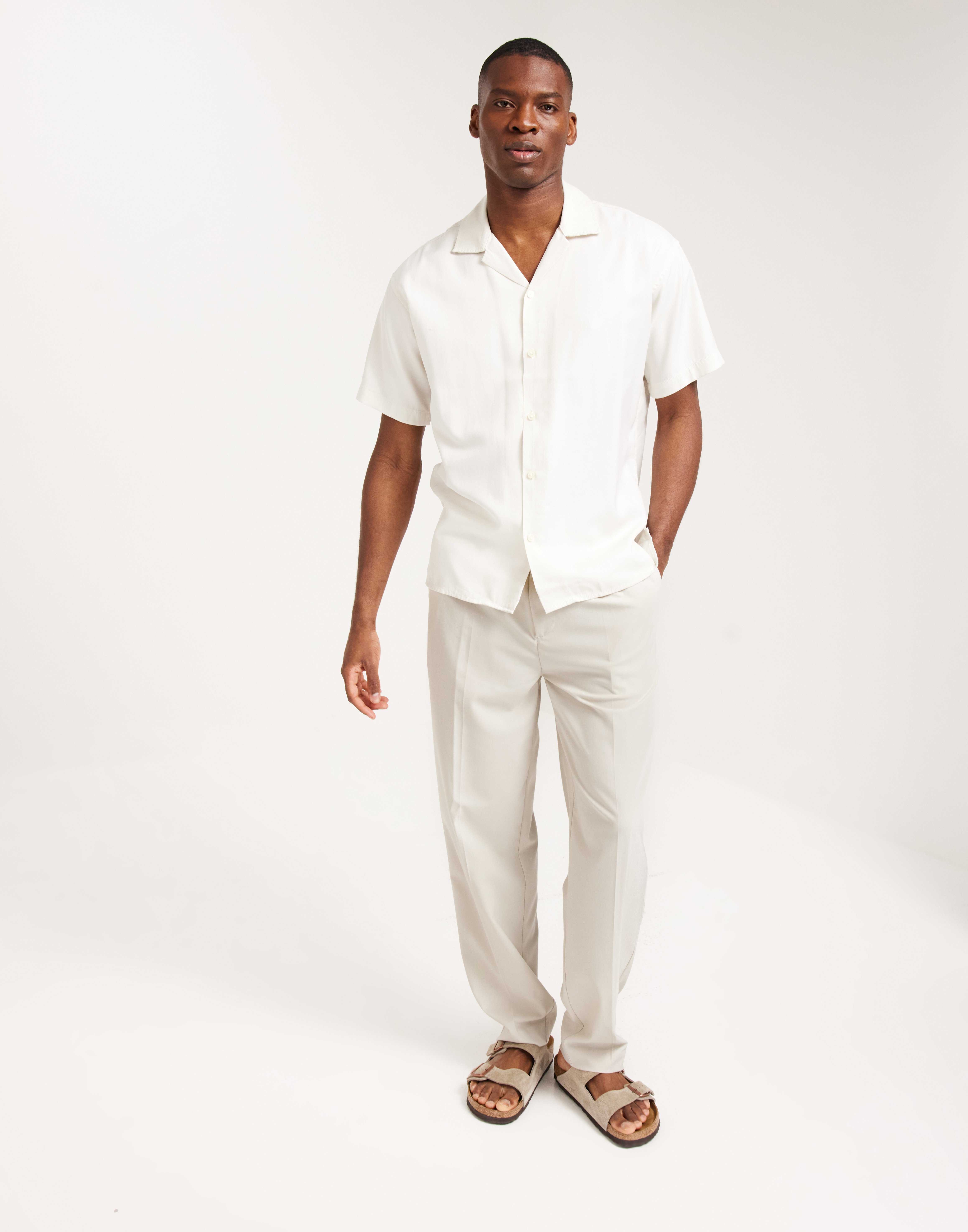 Köp Only And Sons Onspale Life 1pleat Loose 0046 Pant Moonstruck Nlyman