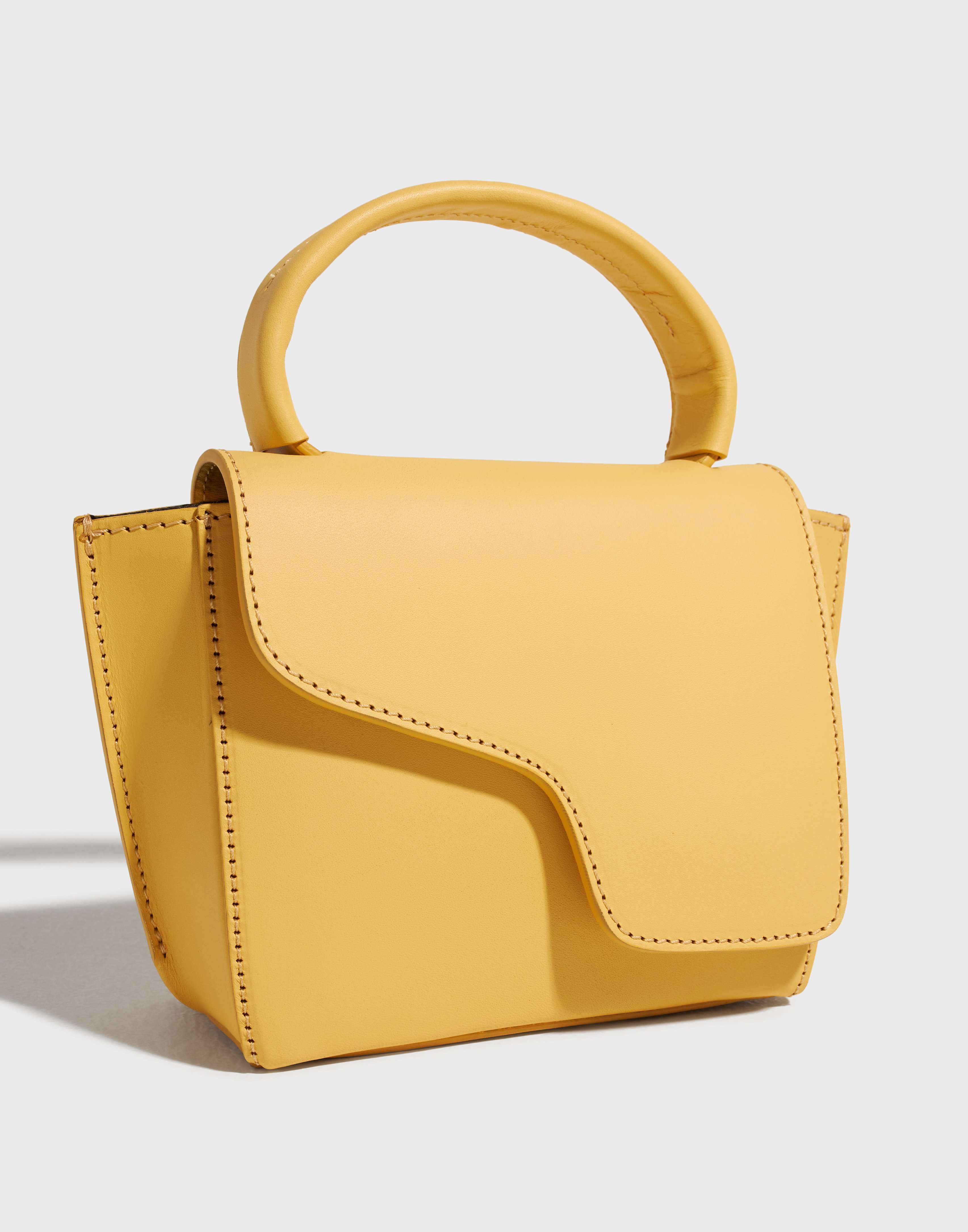 Köp ATP ATELIER Montalcino Leather Mini Handbag - Mimosa | Nelly.com