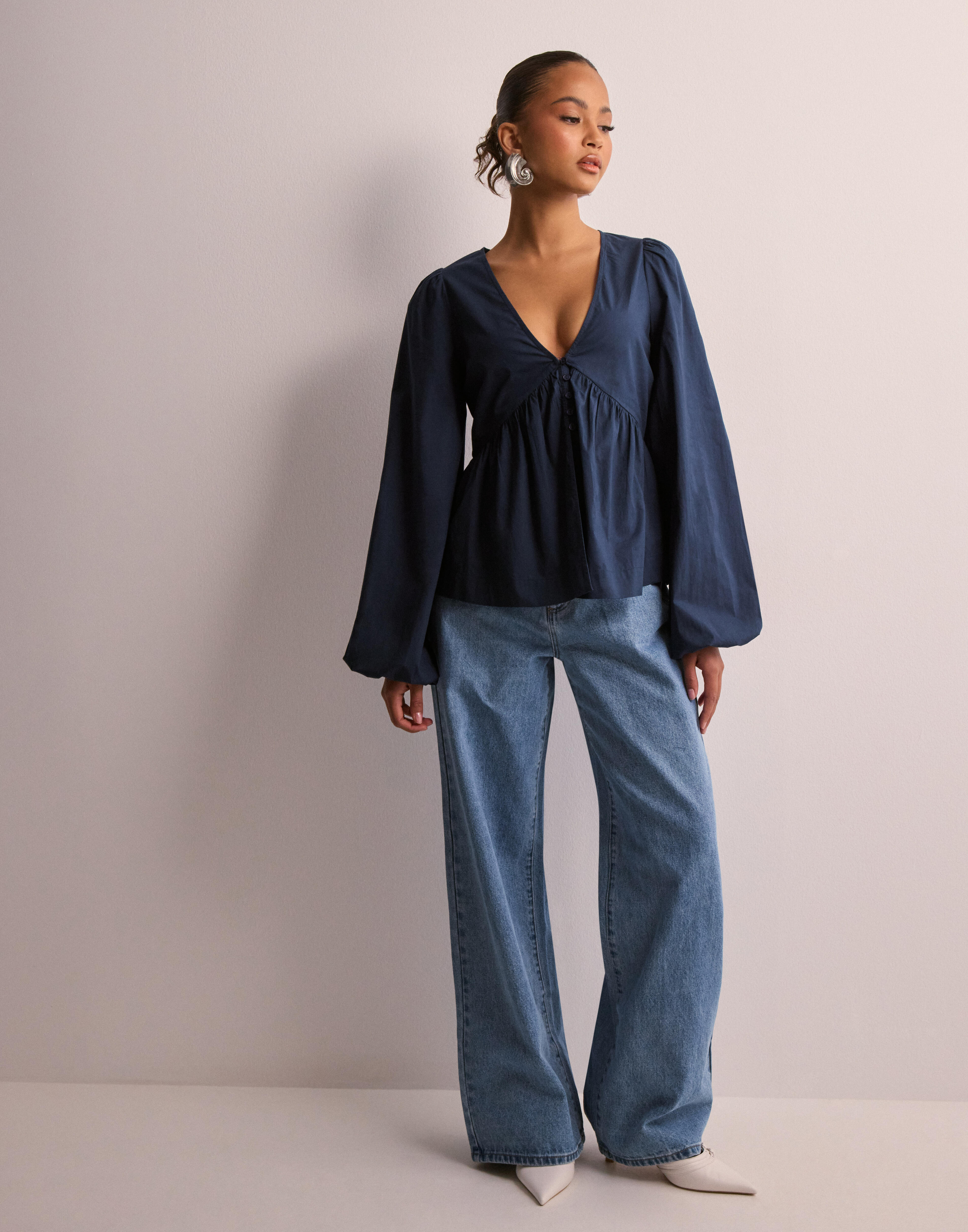 Kjøp Nelly Perfect Puff Sleeve Blouse - Navy | Nelly.com