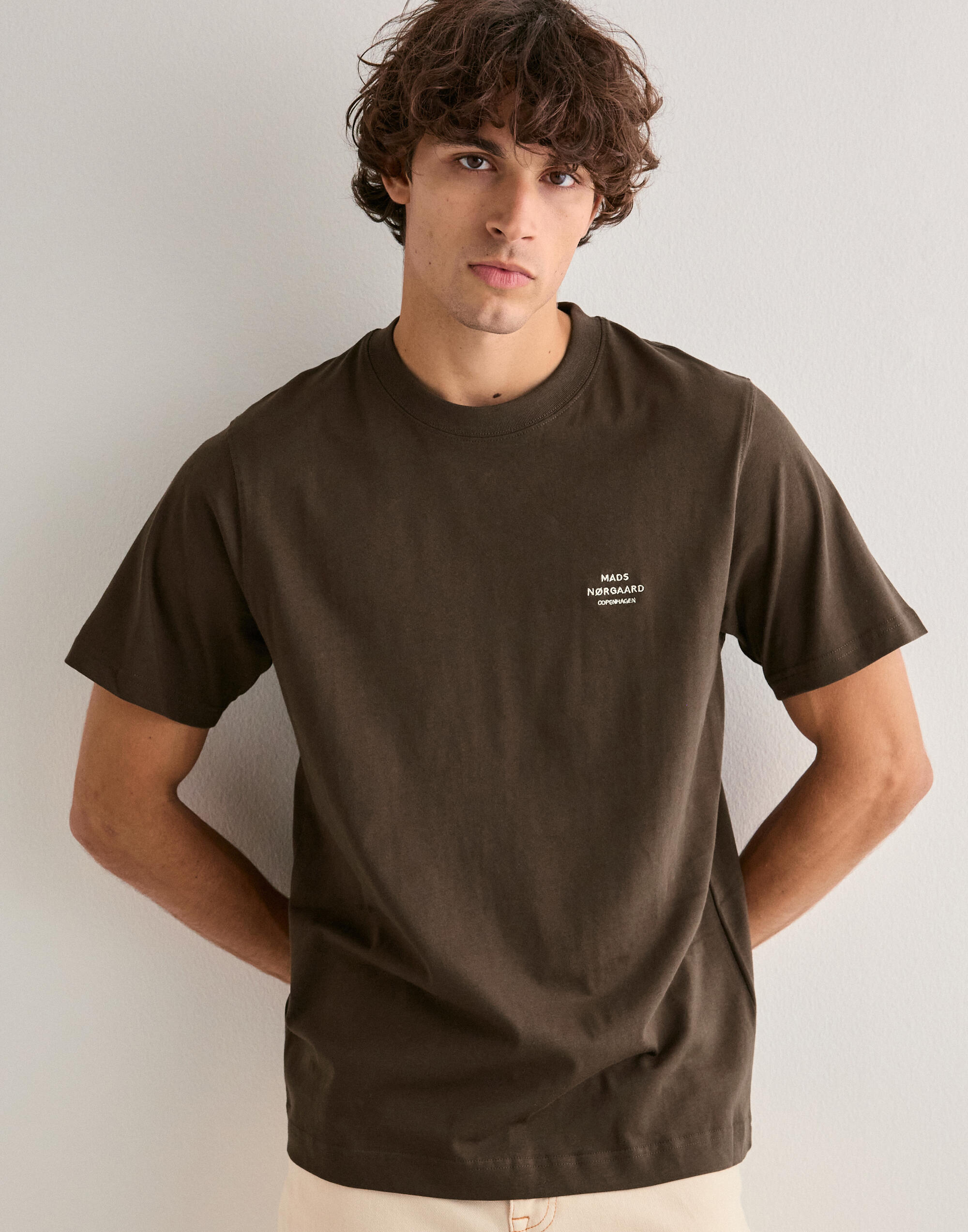 Buy Mads Nørgaard Cotton Jersey Frode Logo Tee - Demitasse | NLYMAN