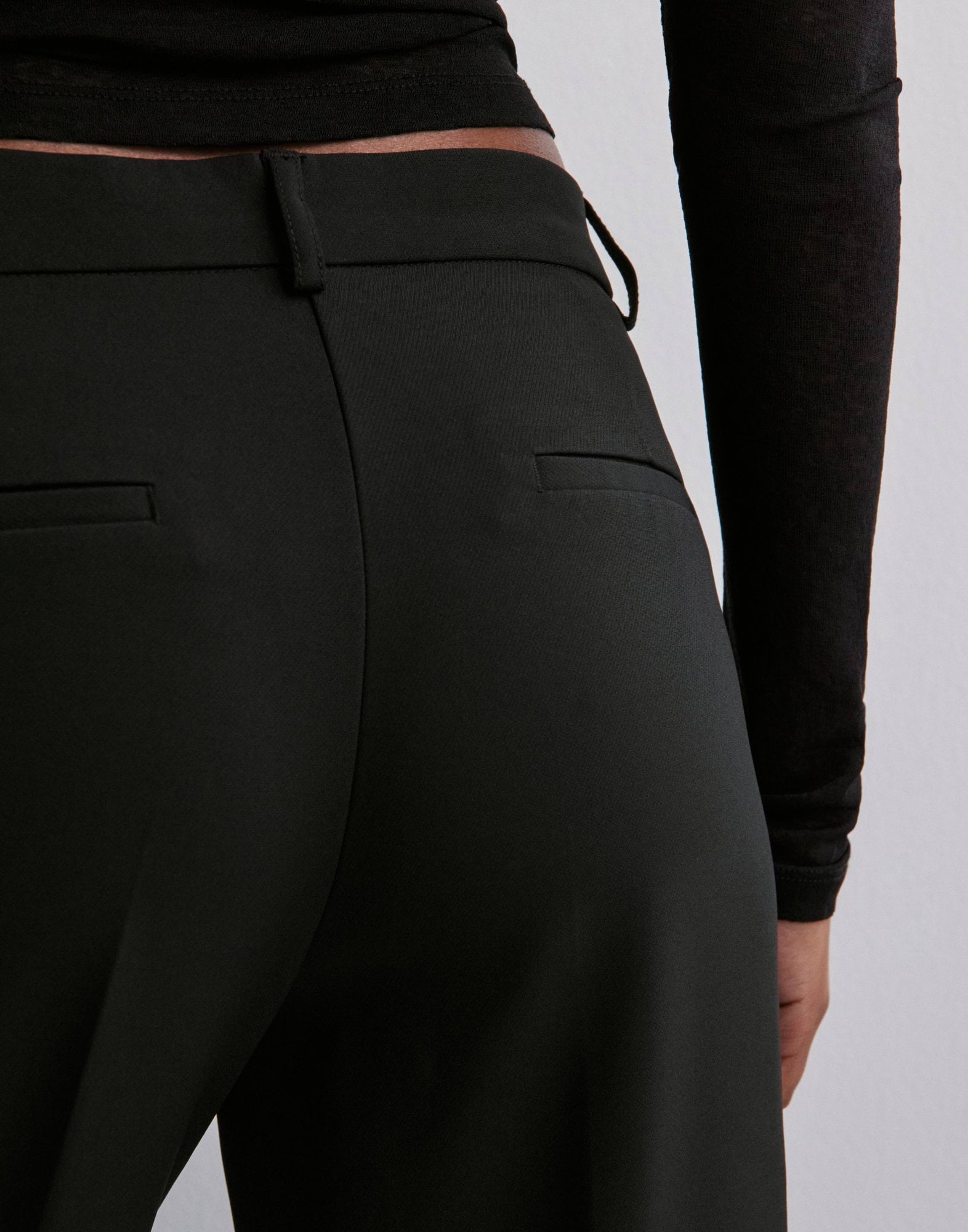 Osta Only ONLASTRID LW PIN STRAIGHT PANT TLR - Black | Nelly.com