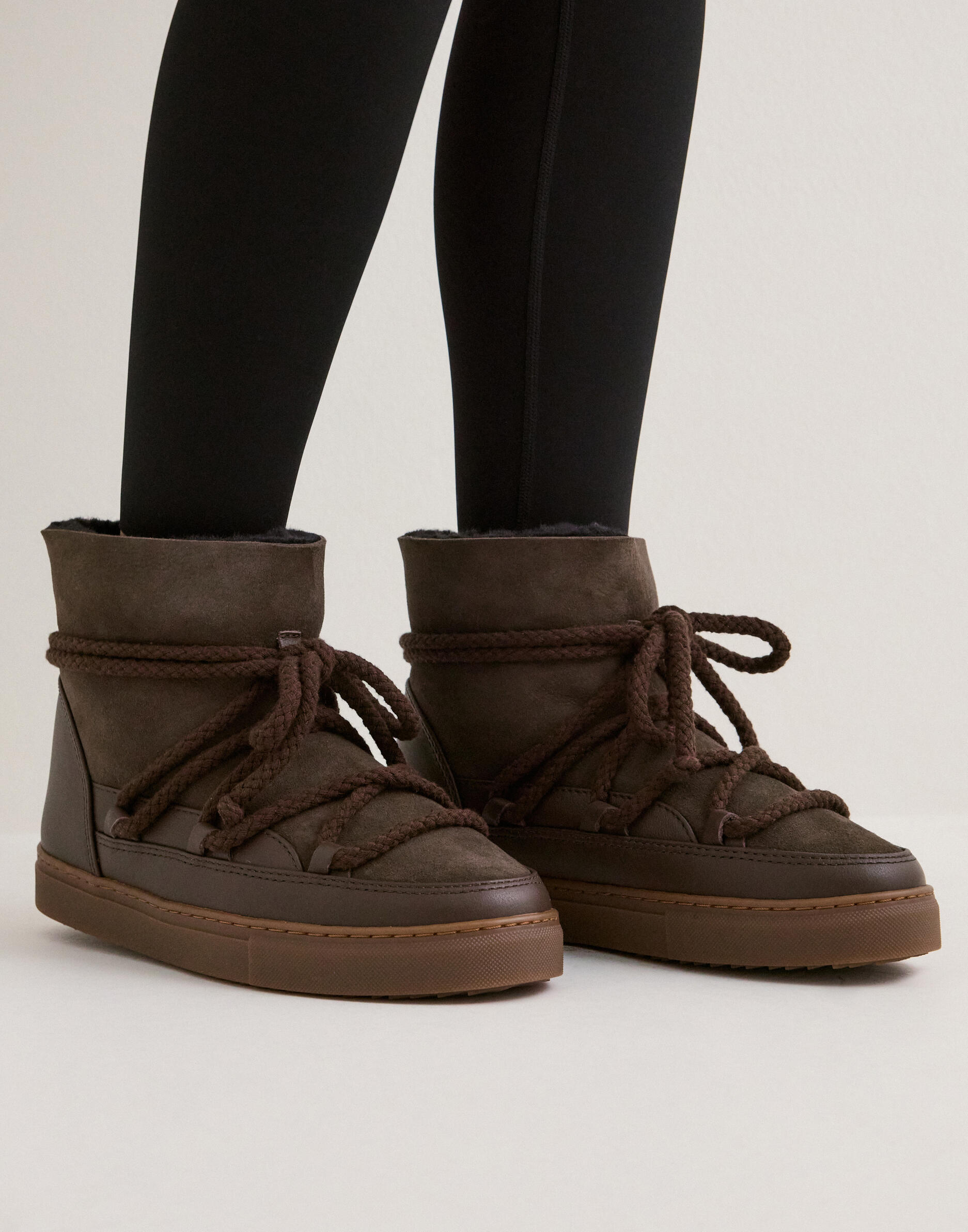 Kjøp Inuikii CLASSIC - Dark Brown | Nelly.com