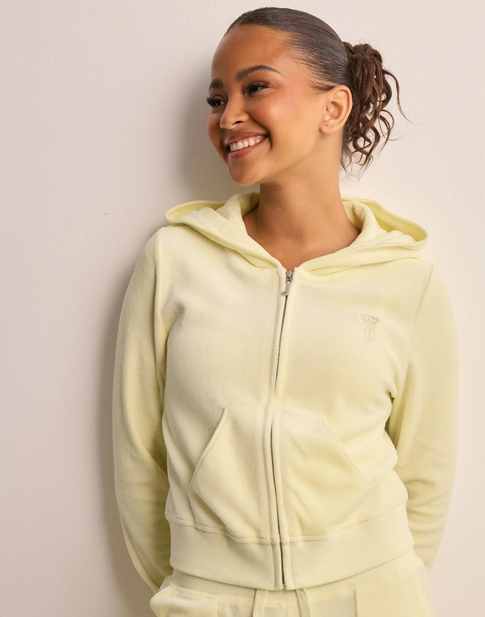Köp Juicy Couture HERITAGE ROBYN HOODIE - KI06 | Nelly.com