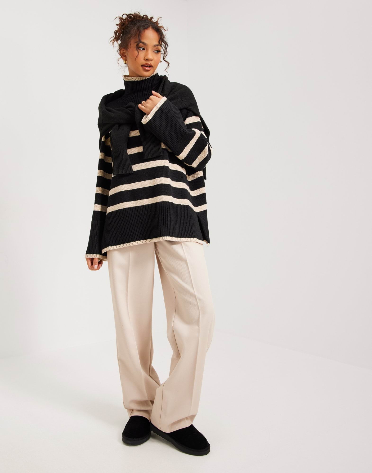 Buy Neo Noir Fanning Stripe Knit Blouse - Black | Nelly.com