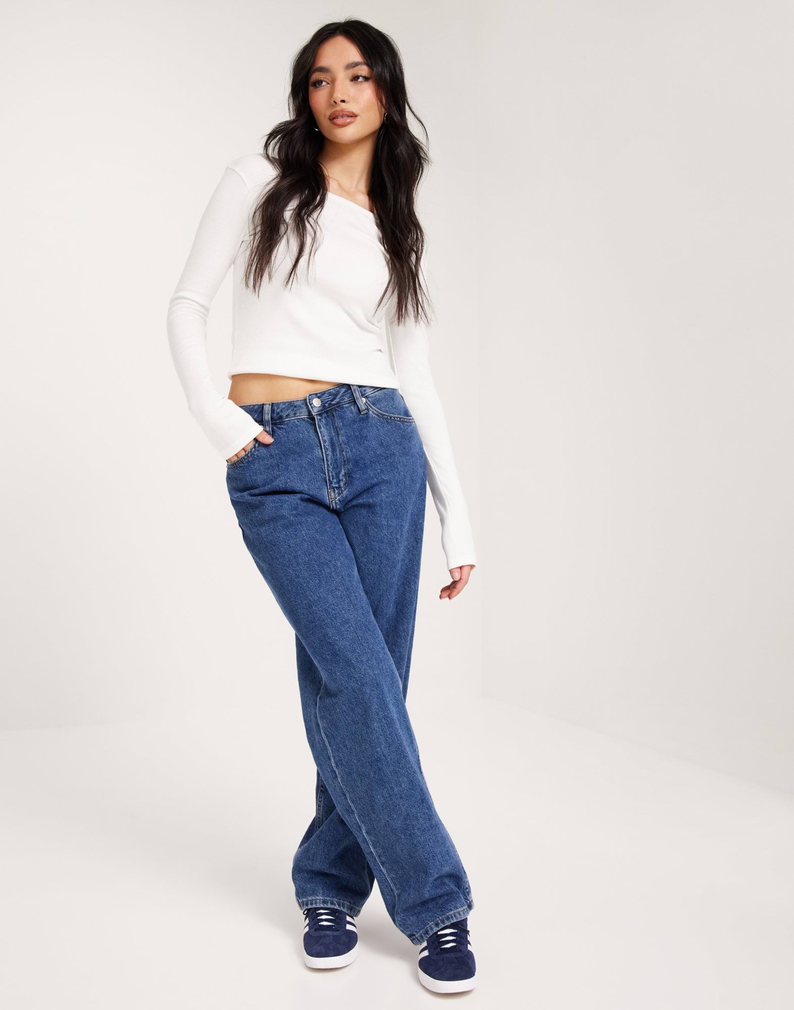 Buy Nelly Scoop Back Base Top - White | Nelly.com