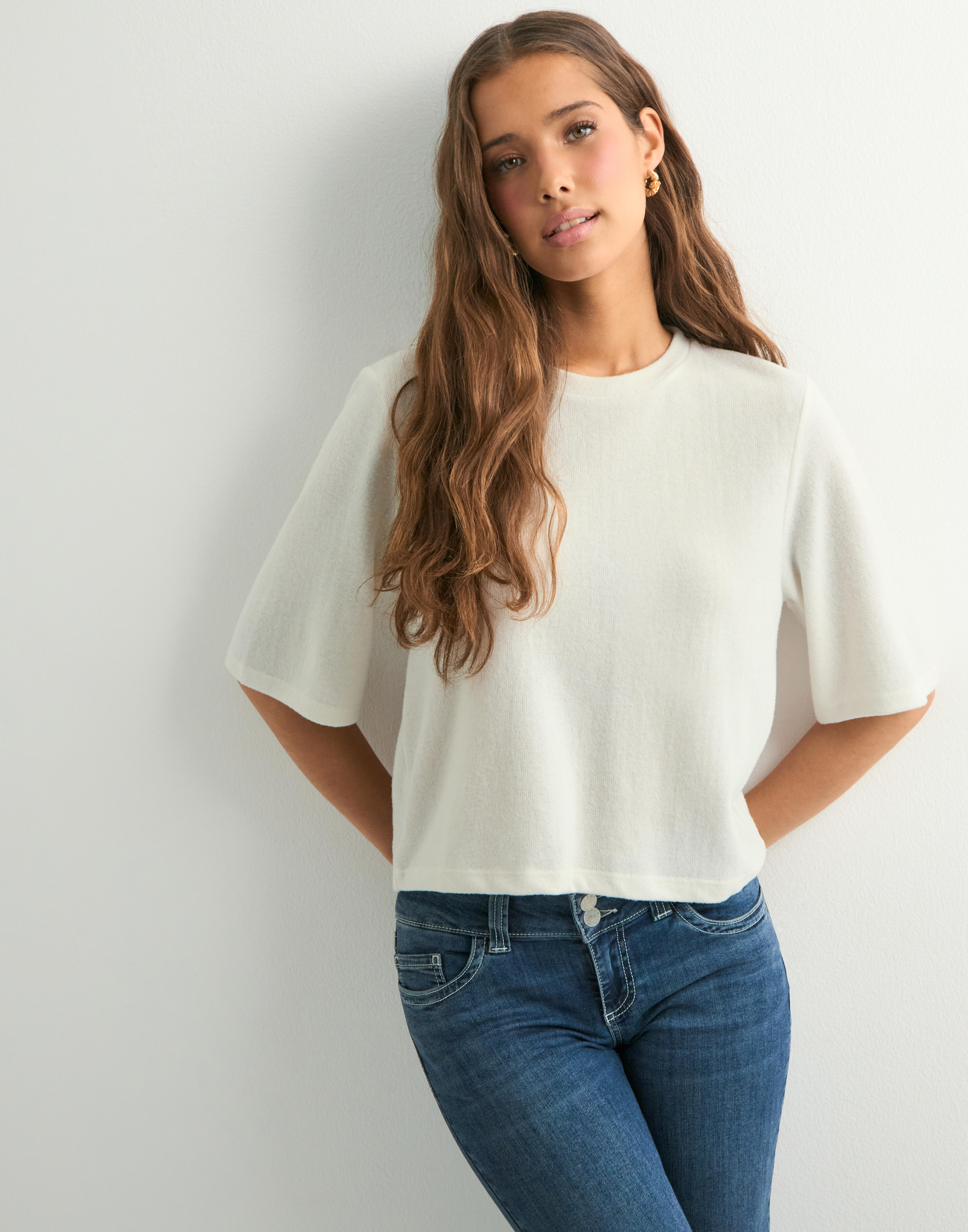 Köp Nelly Soft Luxe Tee - White | Nelly.com