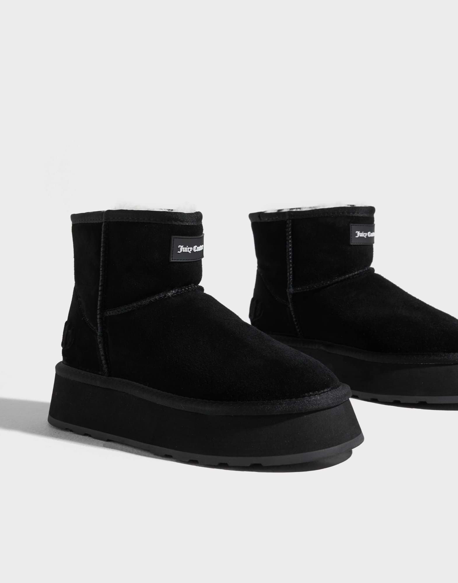 Buy Juicy Couture MANDY SHEEPSKIN BOOT - Black | Nelly.com