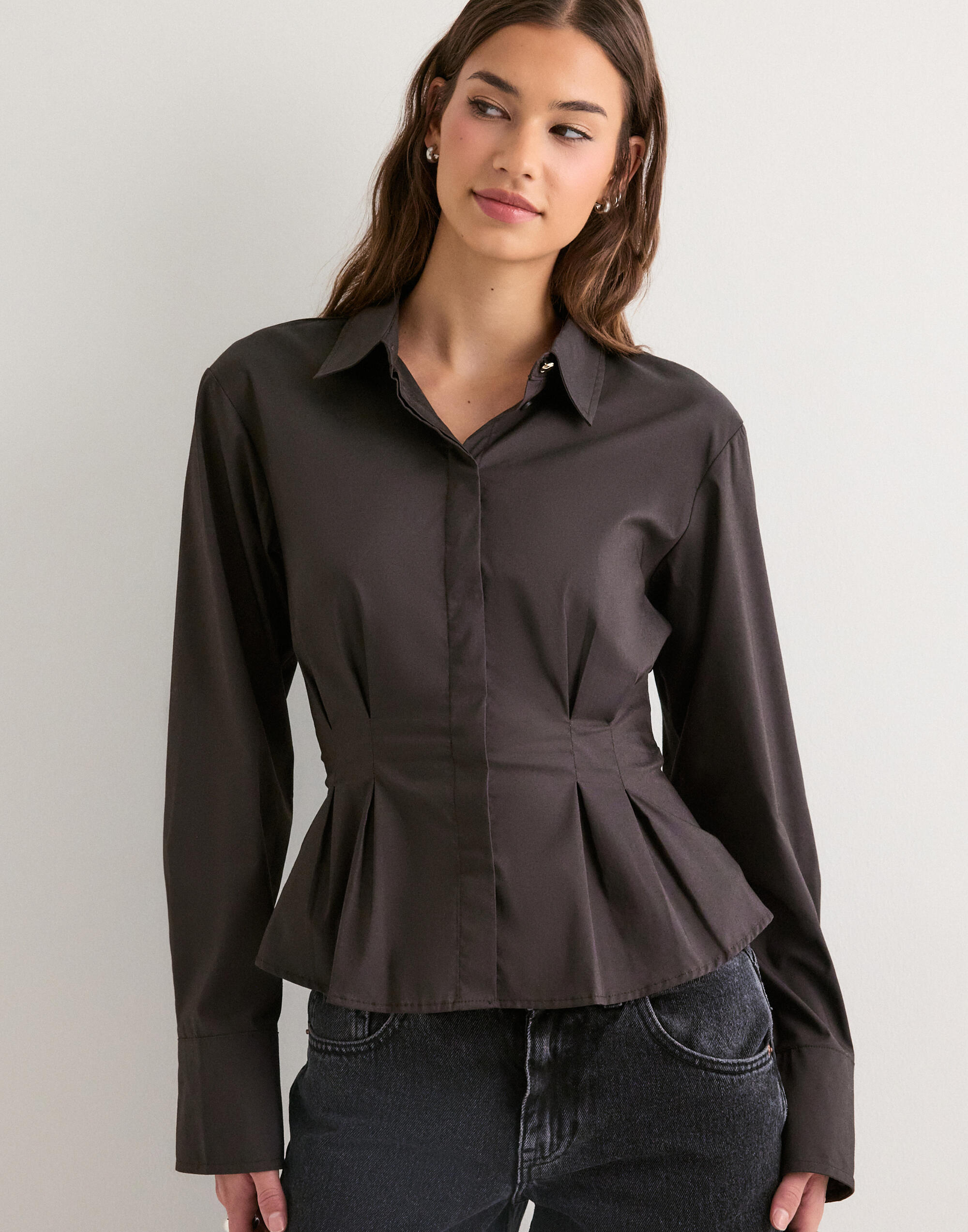 Kjøp Vero Moda VMFRIBA LS CUFF TOP WVN GA - Chocolate Torte | Nelly.com